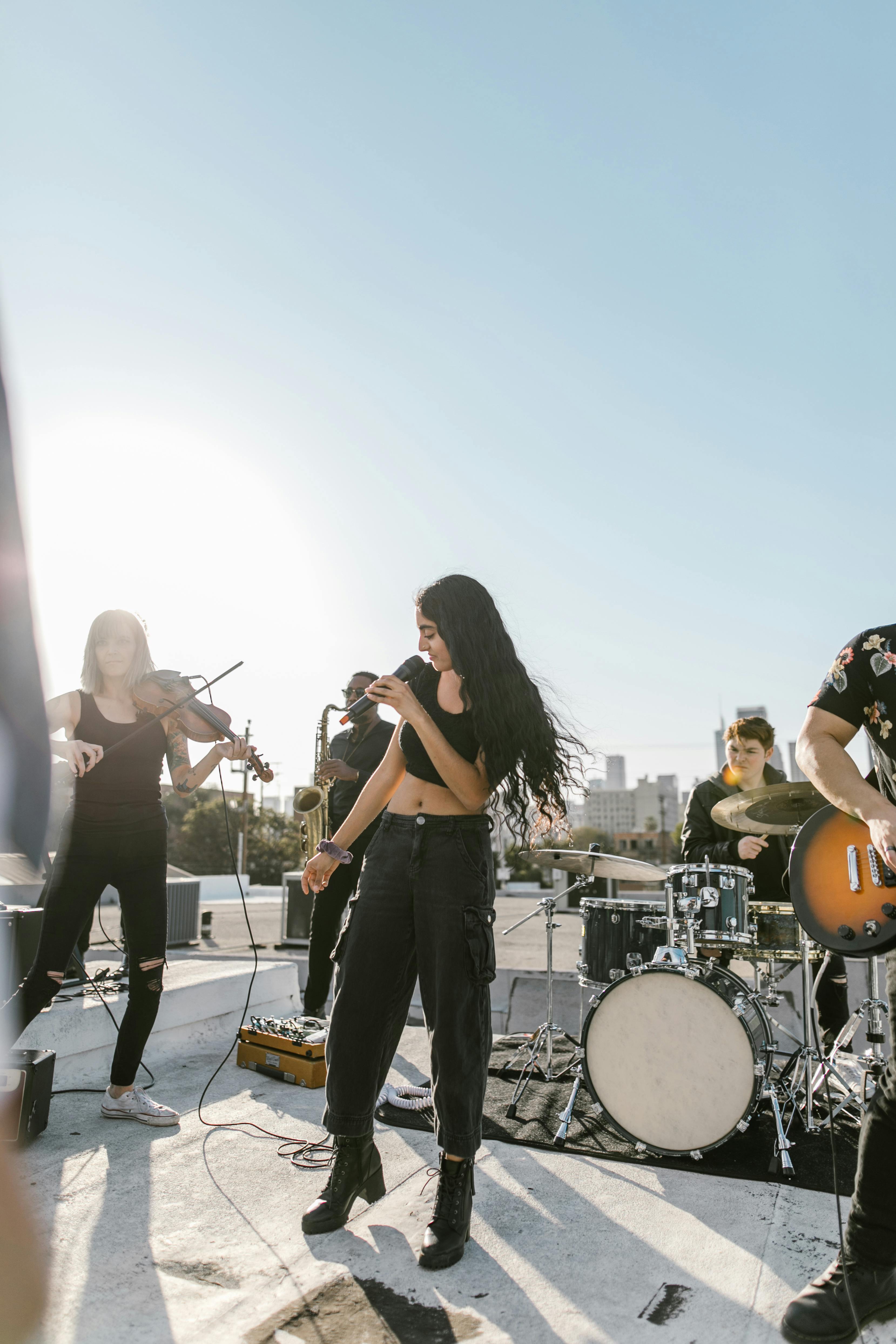 Rooftop Concert Photos, Download The BEST Free Rooftop Concert Stock ...