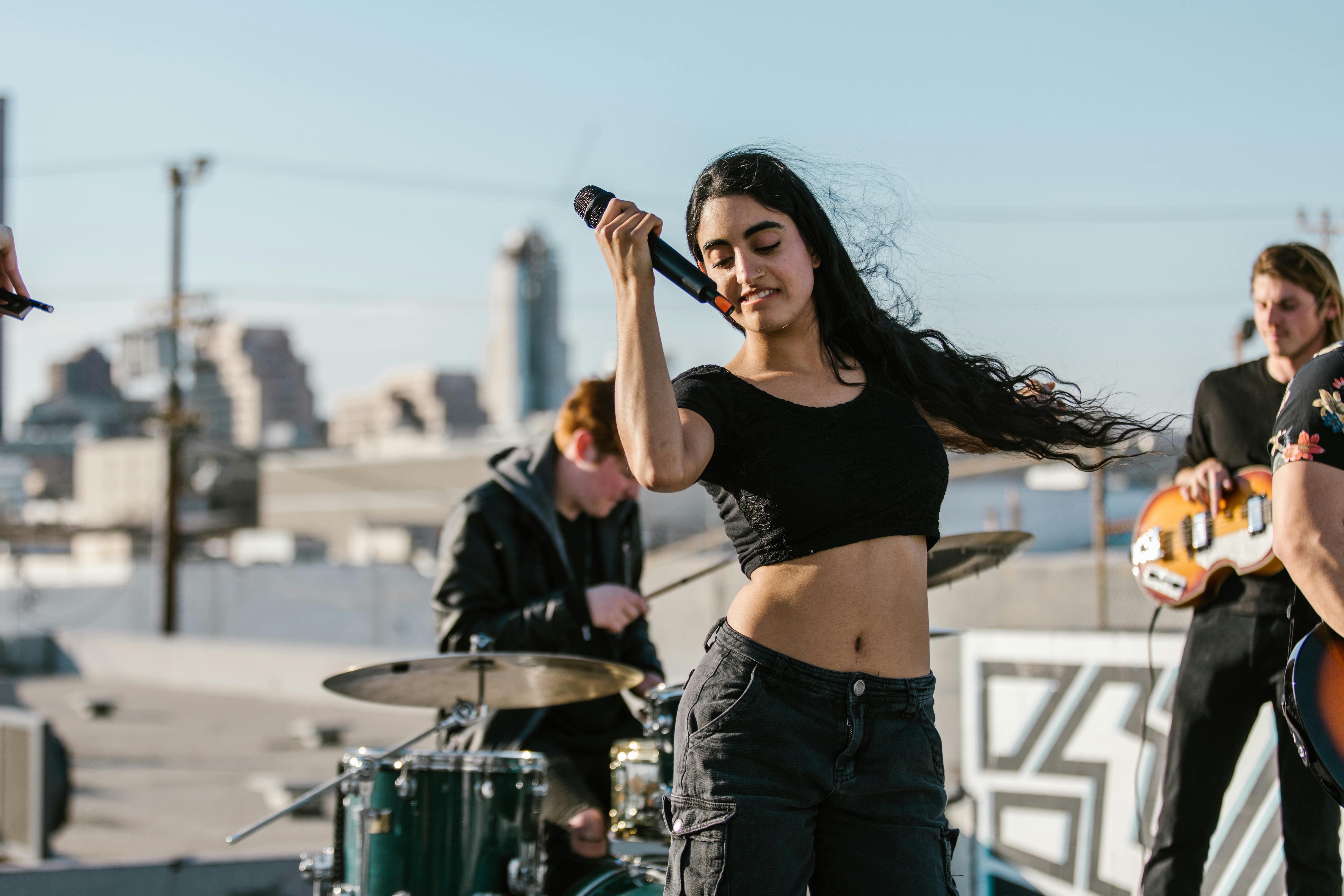 Woman Reporting on Camera · Free Stock Photo