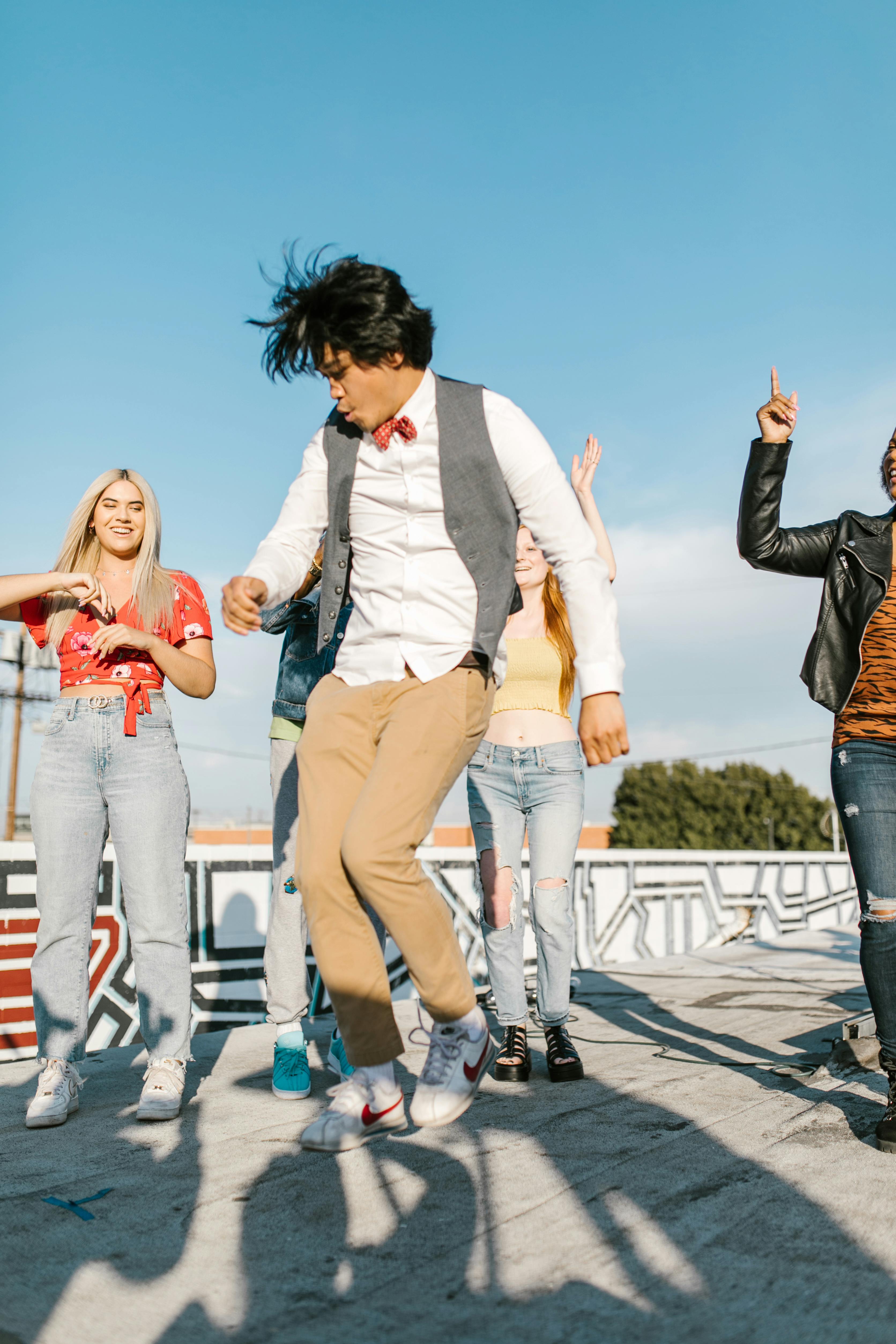 People Dancing during the Day · Free Stock Photo