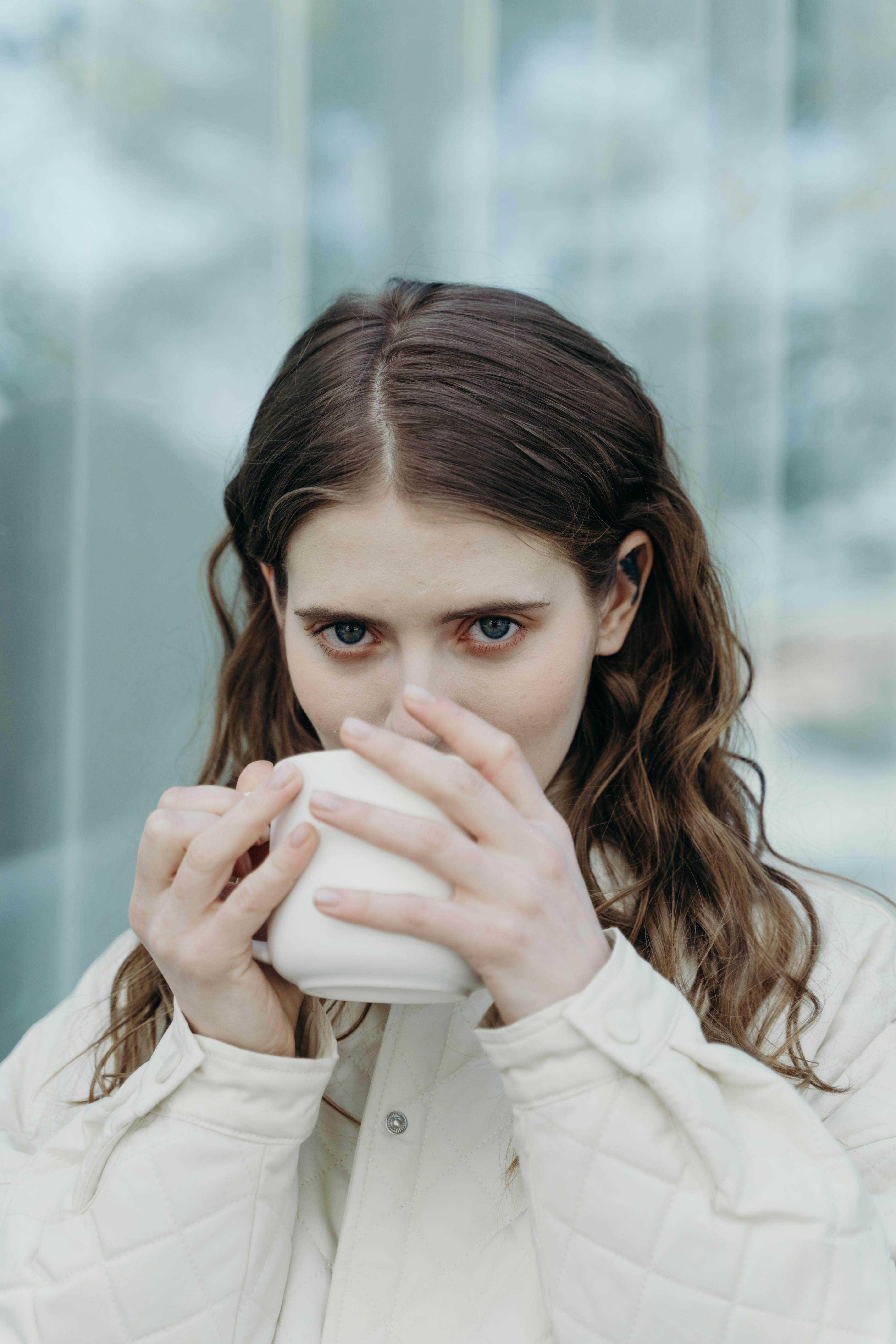 People Drinking Coke Photos, Download Free People Drinking Coke Stock ...