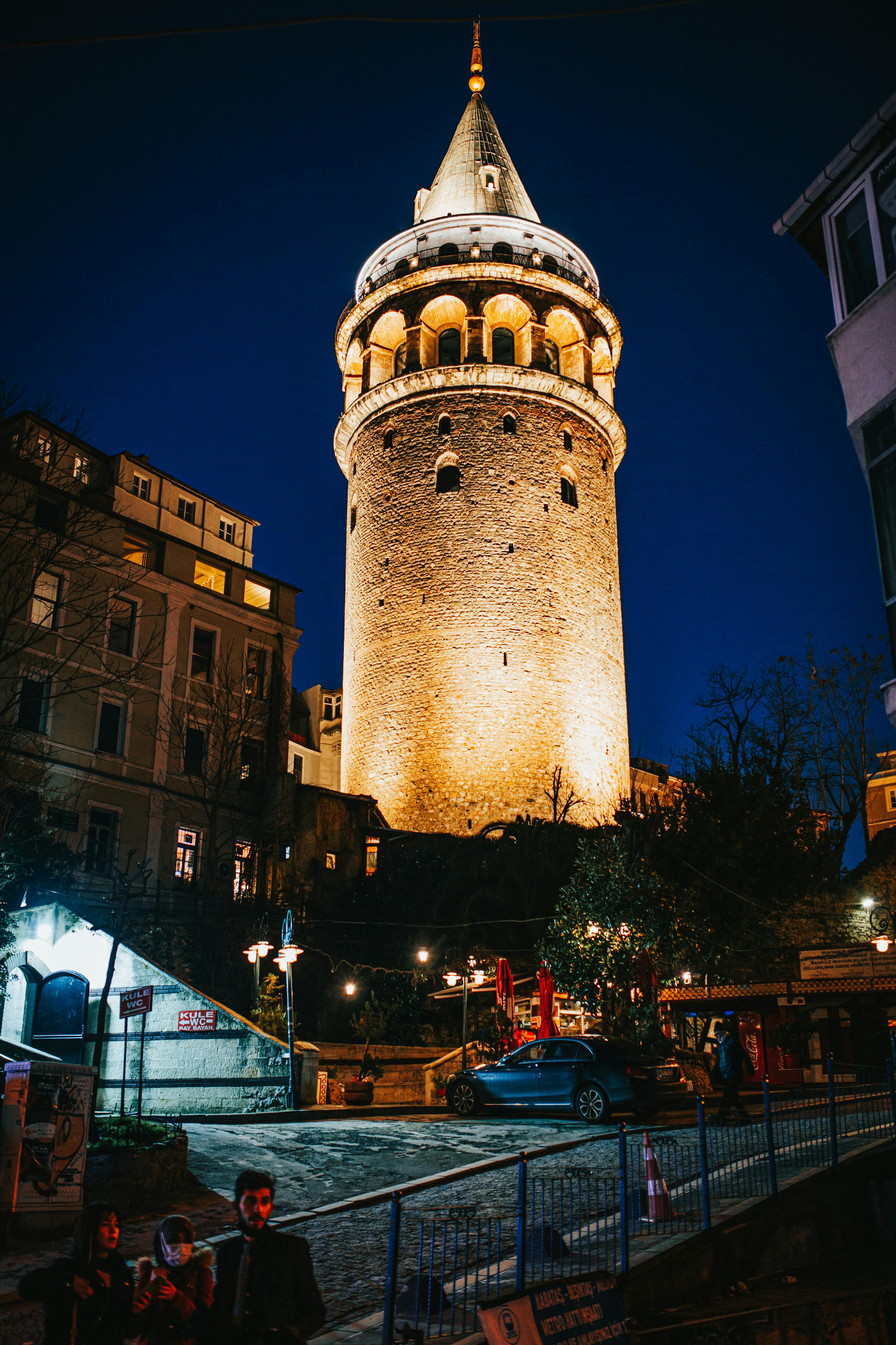 Illuminated tower of medieval tower · Free Stock Photo