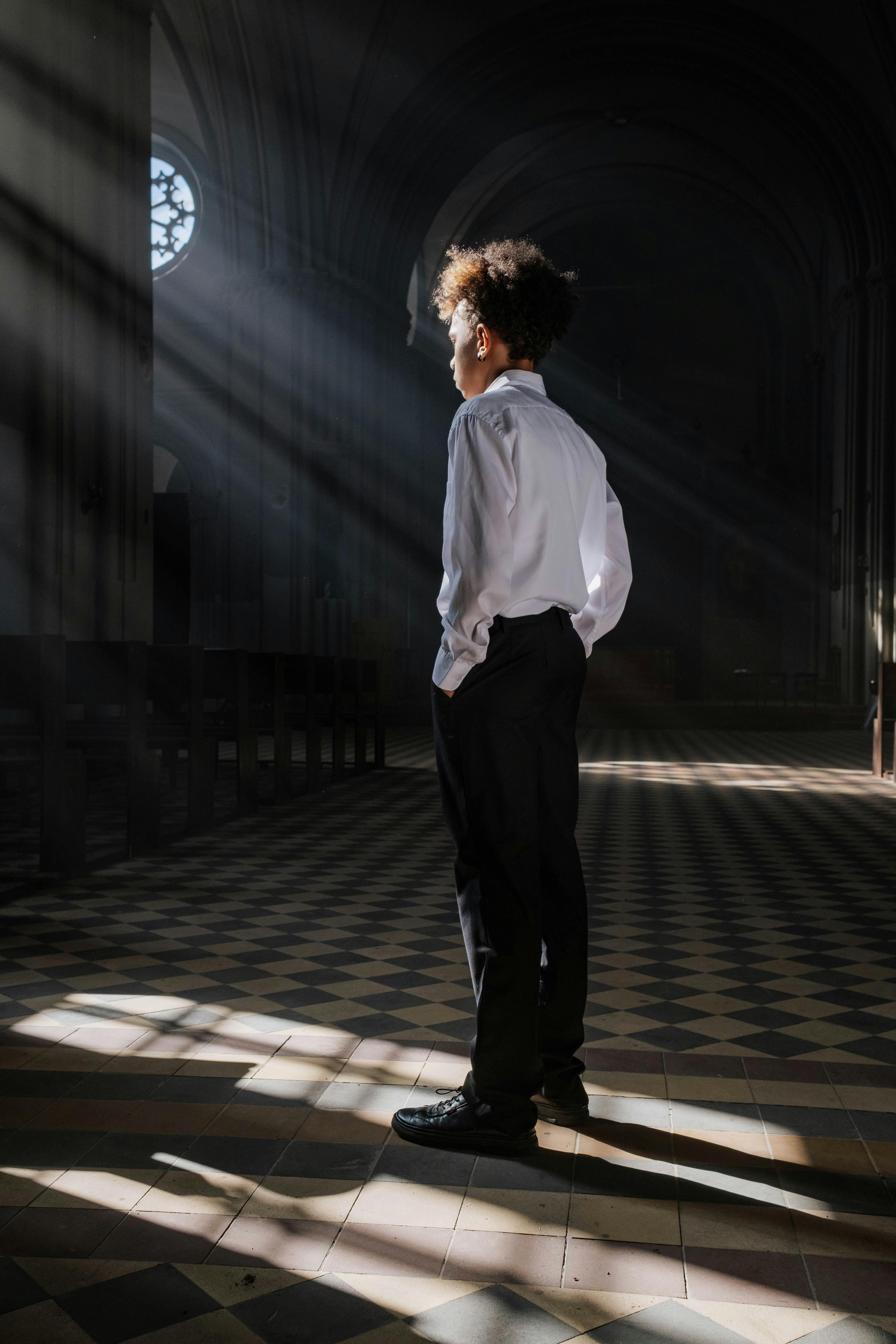 Standing In Church Photos, Download The BEST Free Standing In Church ...