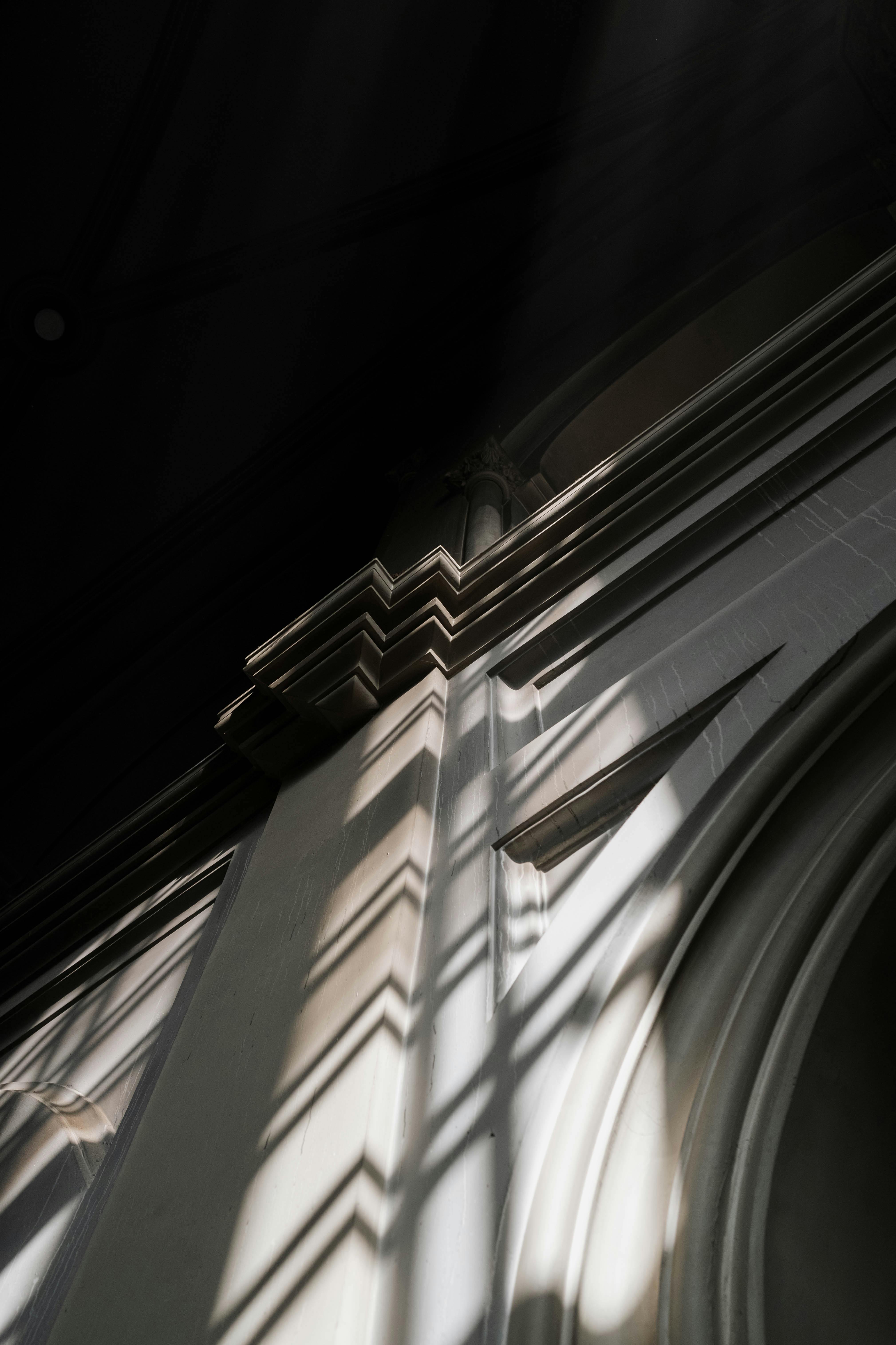 Pillars and Columns Inside a Building · Free Stock Photo