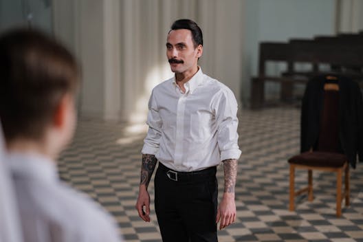 What Is a Leader and the Key Skills They Need to Succeed