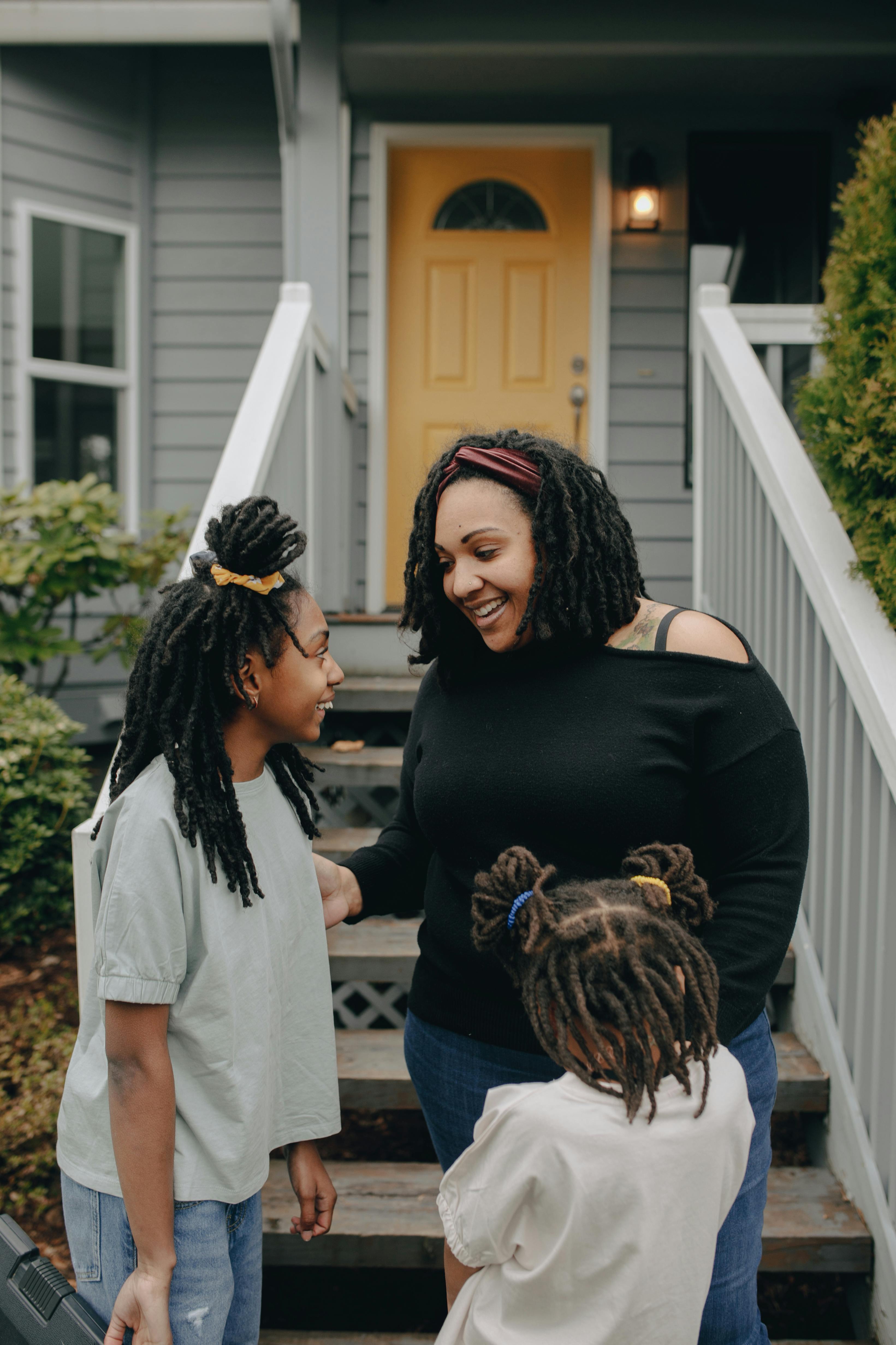 People Outside House Photos, Download The BEST Free People Outside ...