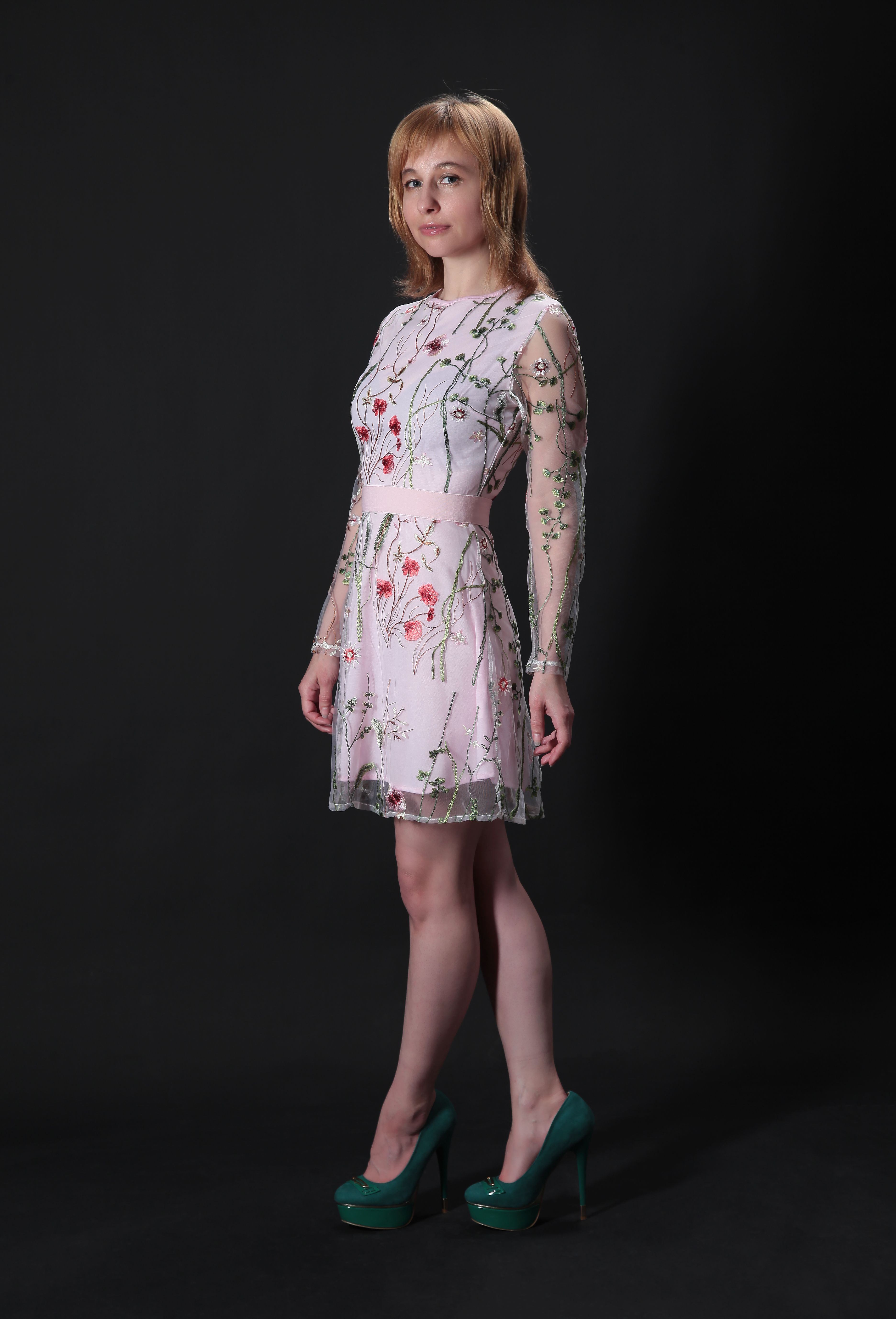 Dress Model White Background Photos, Download The BEST Free Dress Model ...