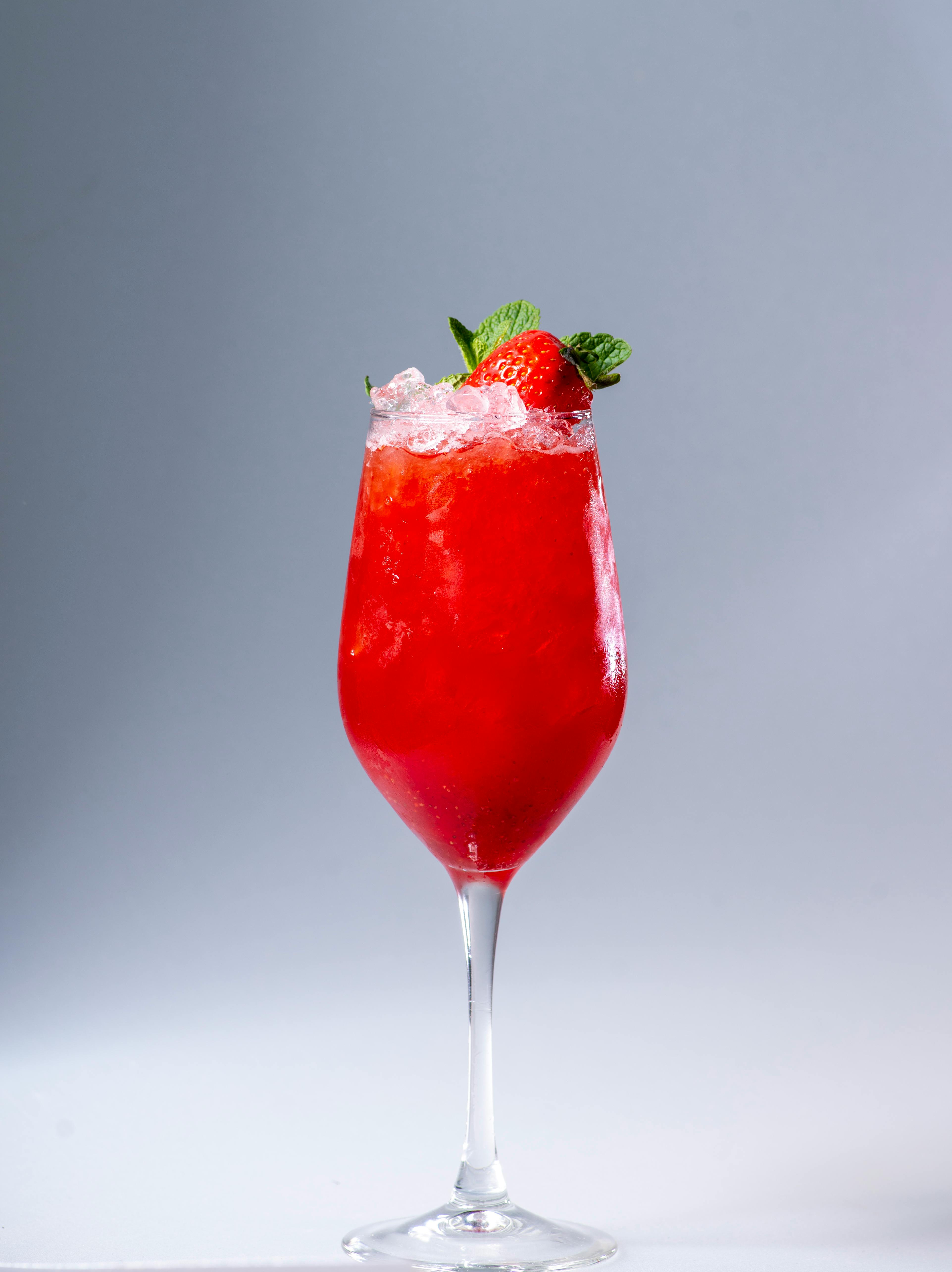 Strawberry Juice Photos, Download The BEST Free Strawberry Juice Stock ...