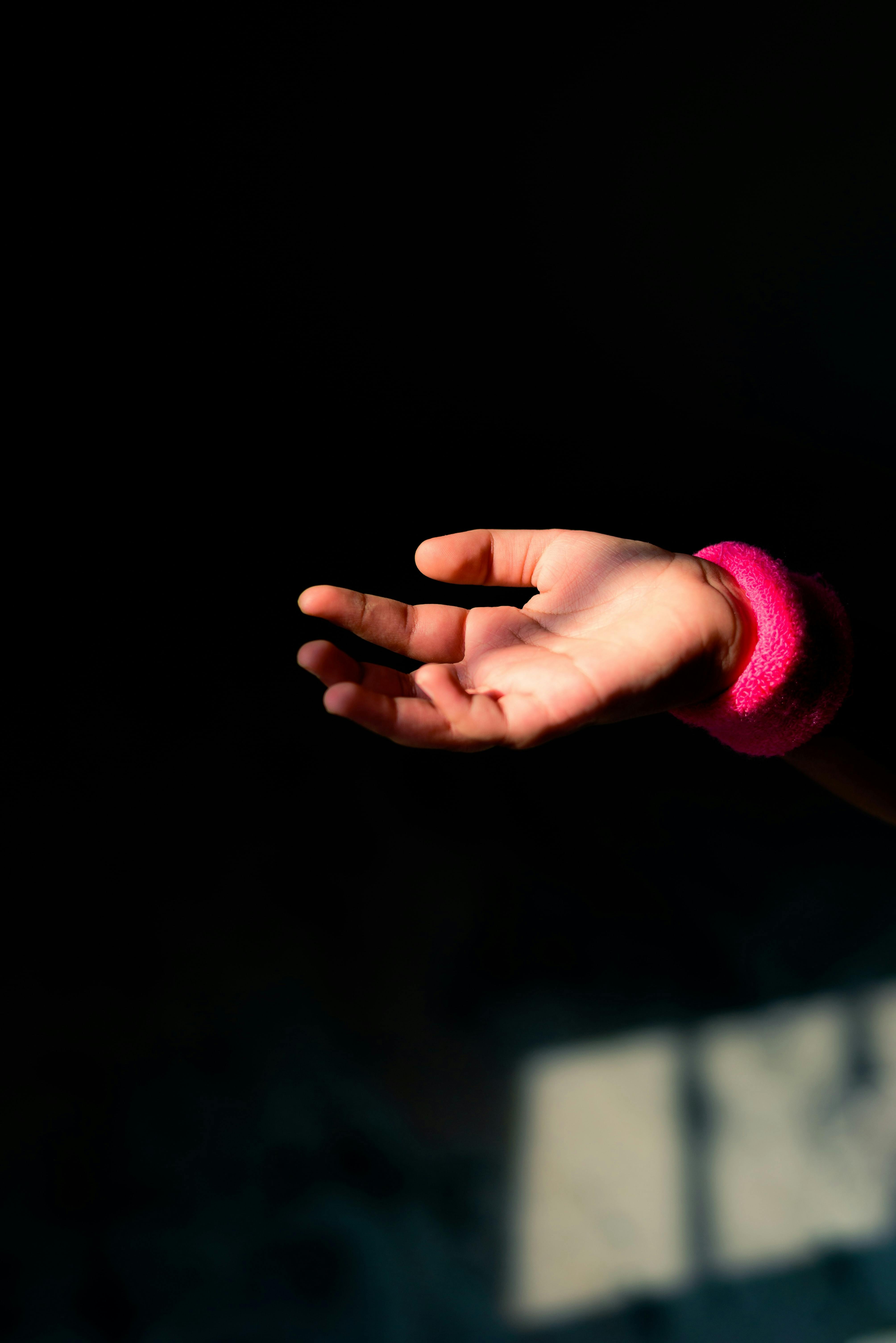 Shallow Focus Photo Of Person's Left Hand · Free Stock Photo