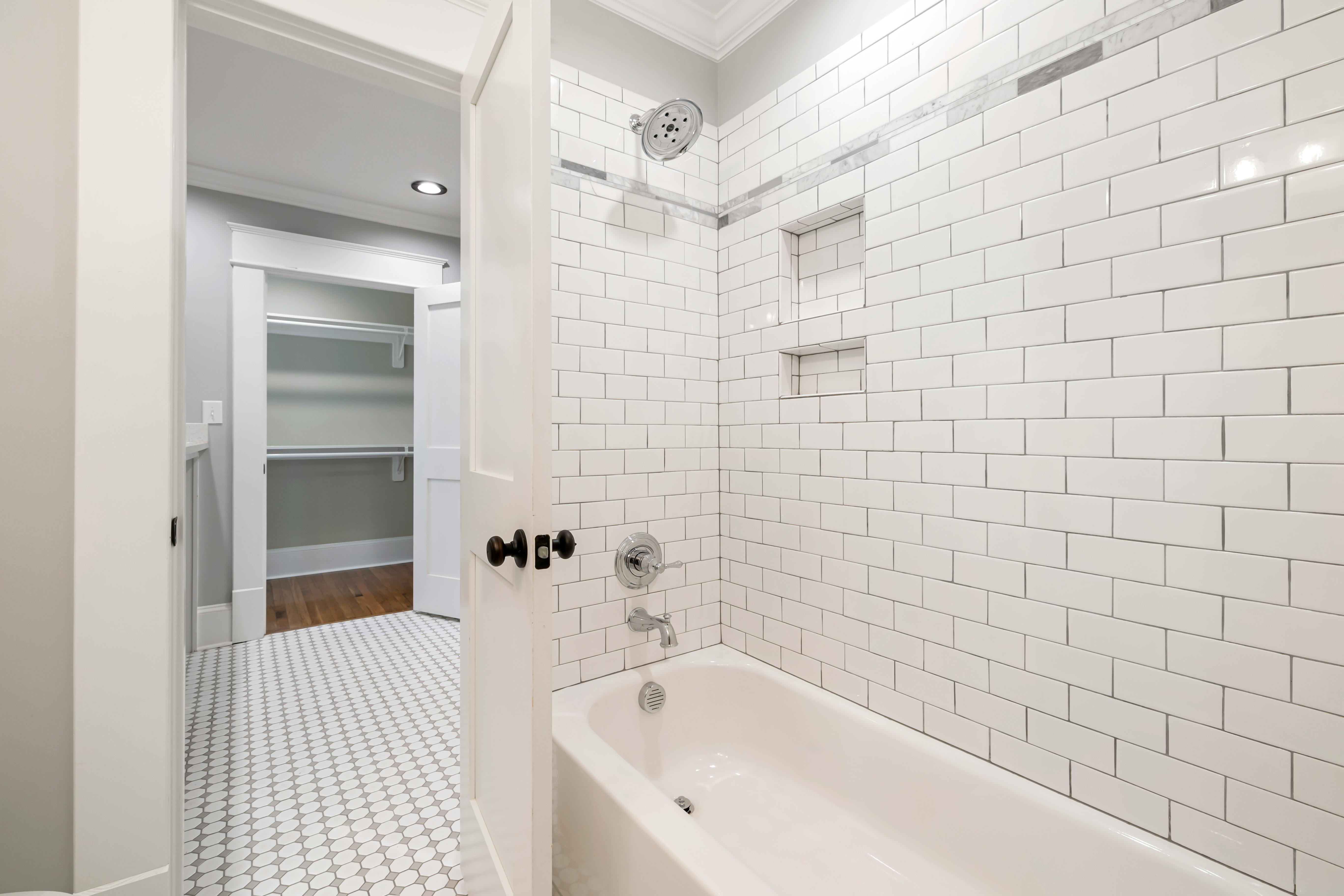 Bathroom Wallpaper Photos, Download The BEST Free Bathroom Wallpaper ...