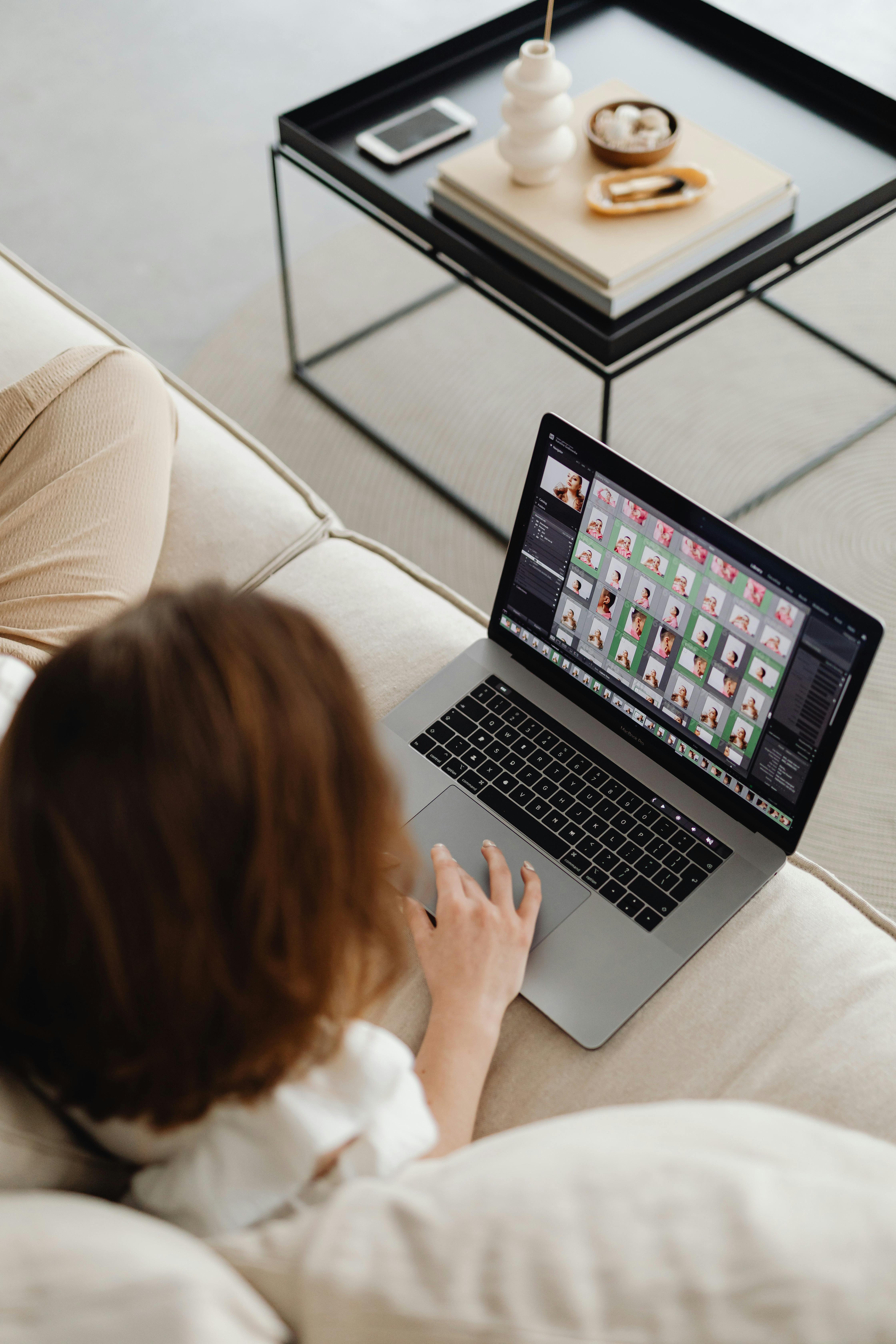 Table Images Photos, Download The BEST Free Table Images Stock Photos ...