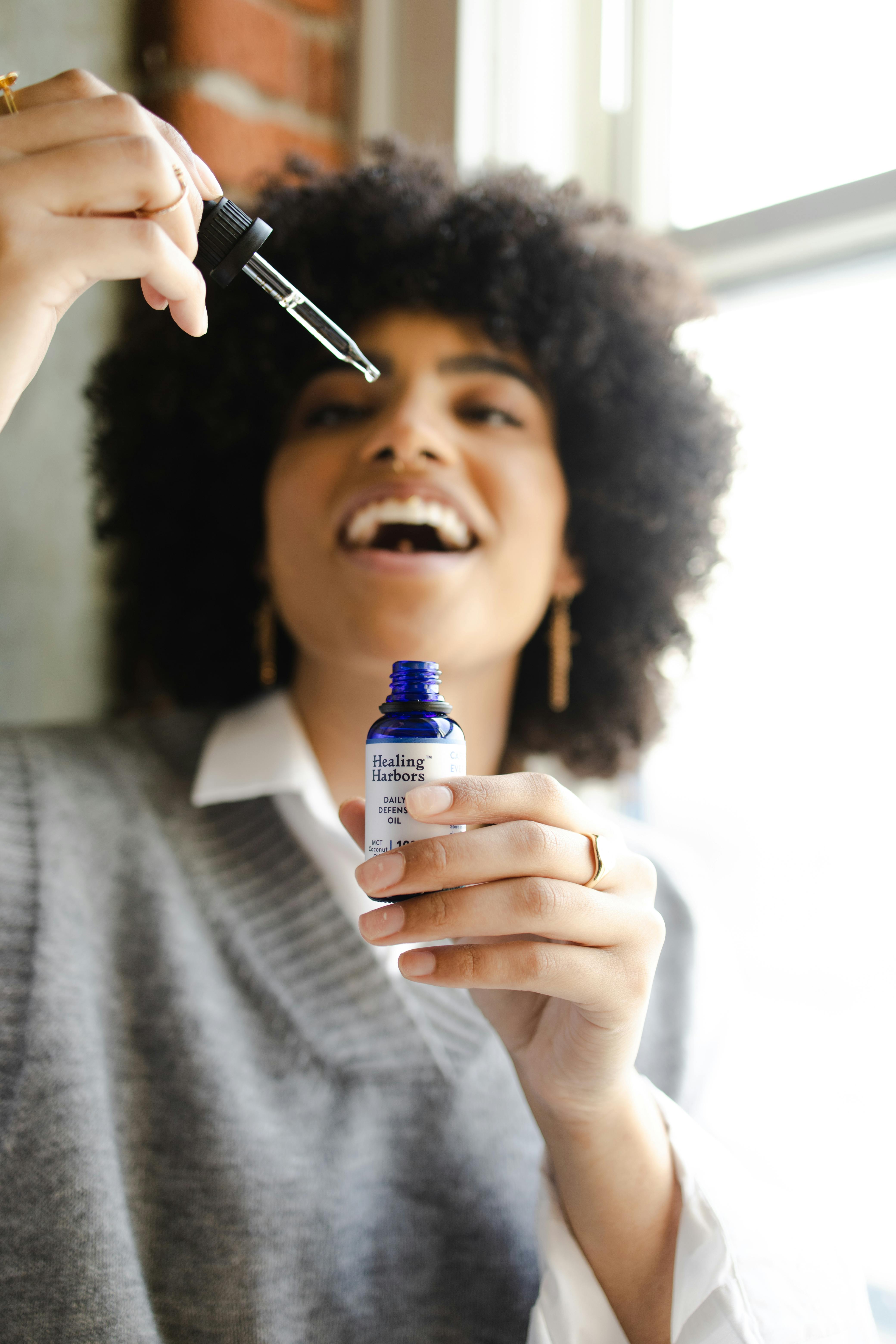 Dropper Bottle Photos, Download The BEST Free Dropper Bottle Stock ...