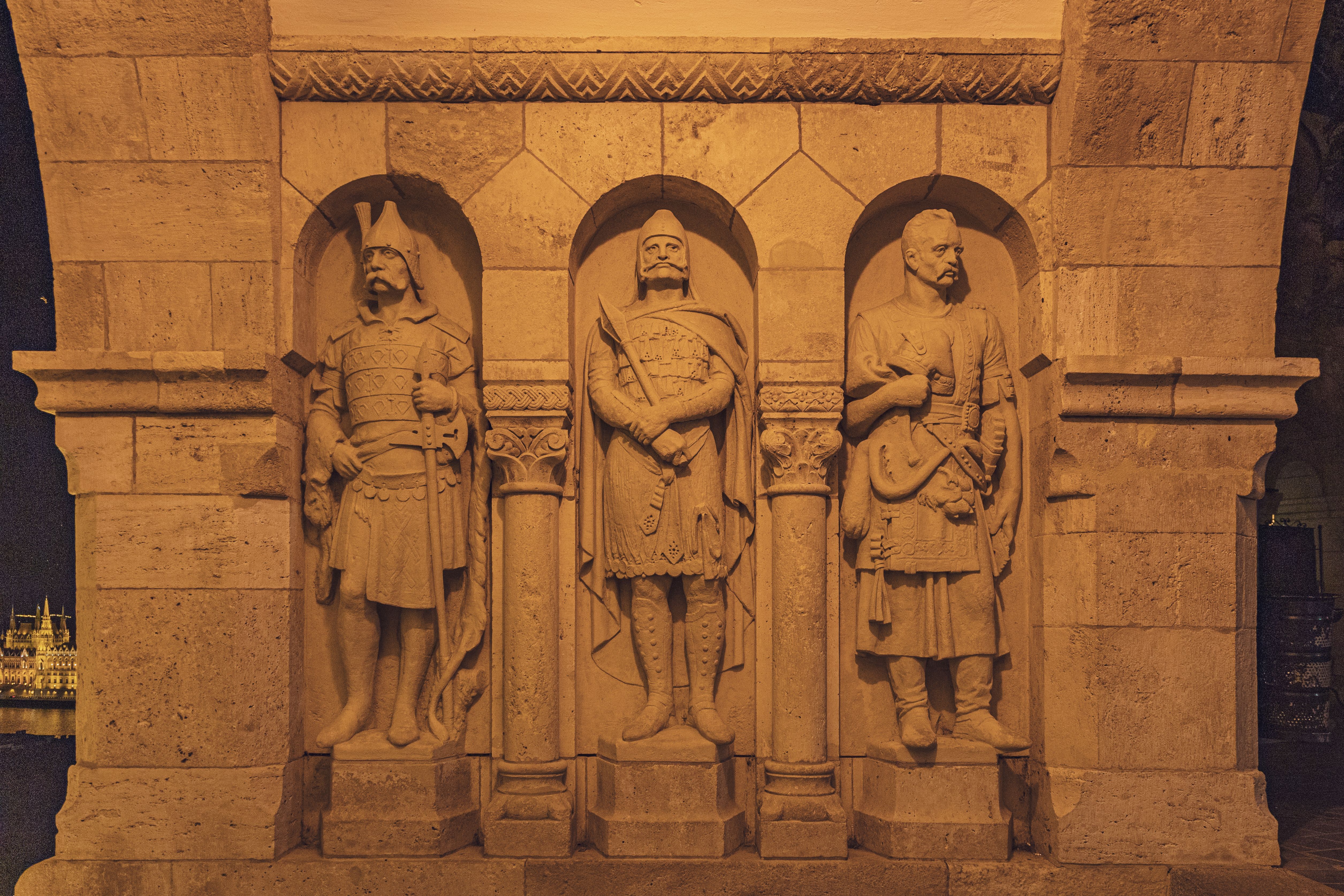 Statue Niche Photos, Download The BEST Free Statue Niche Stock Photos ...
