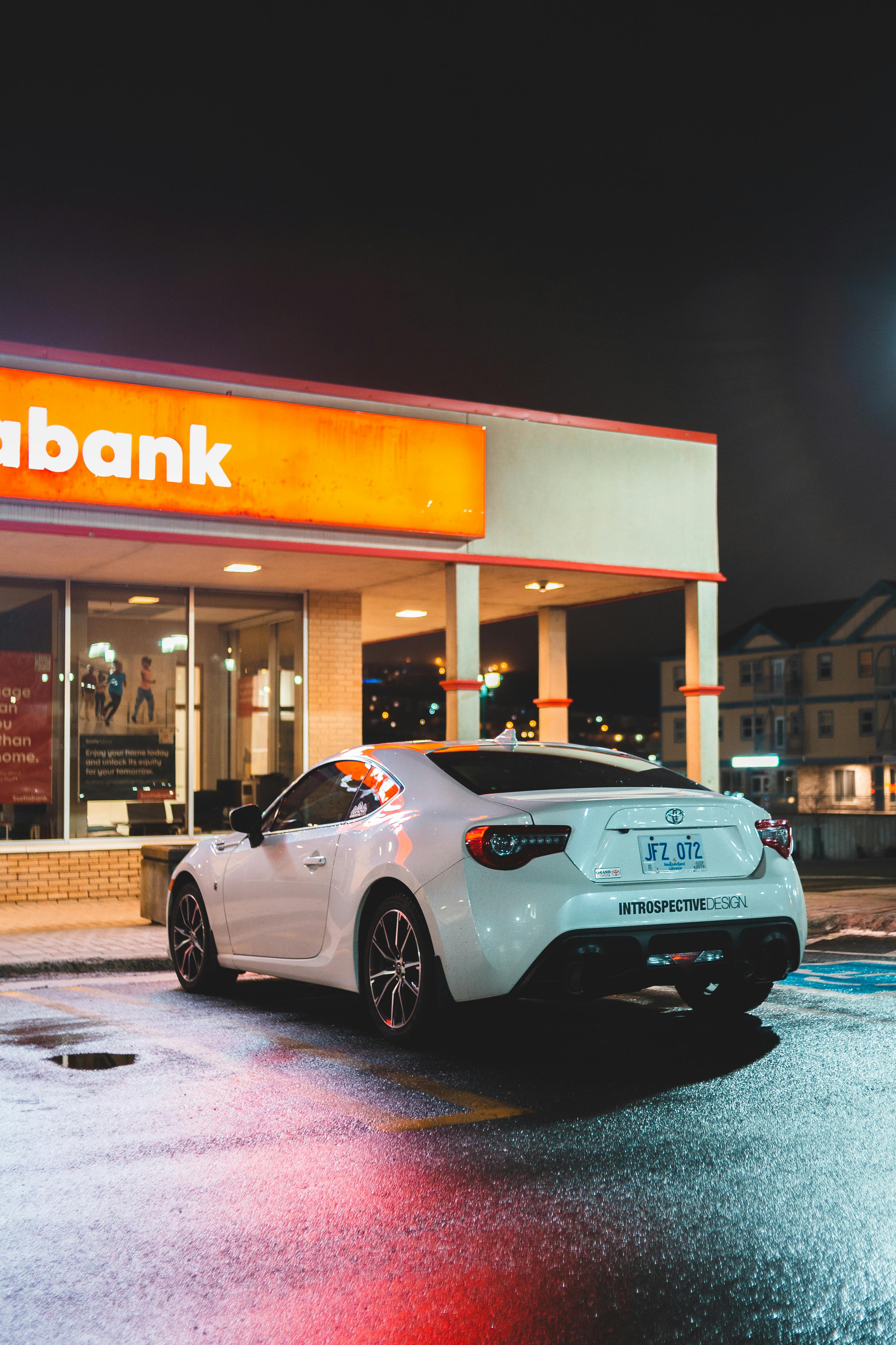 Motor Bank Photos, Download The BEST Free Motor Bank Stock Photos & HD ...