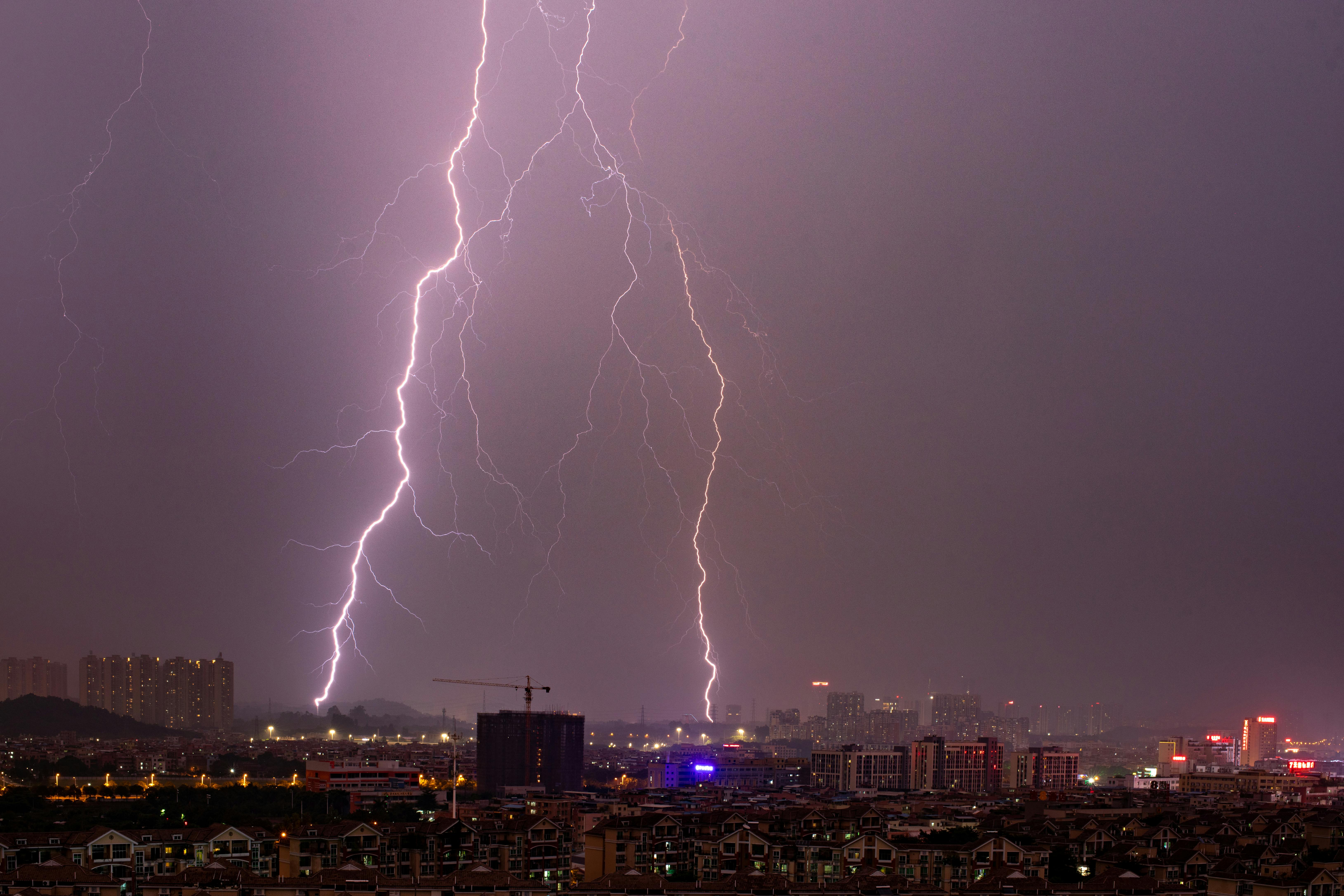 Power Thunder Storm Photos, Download Free Power Thunder Storm Stock ...