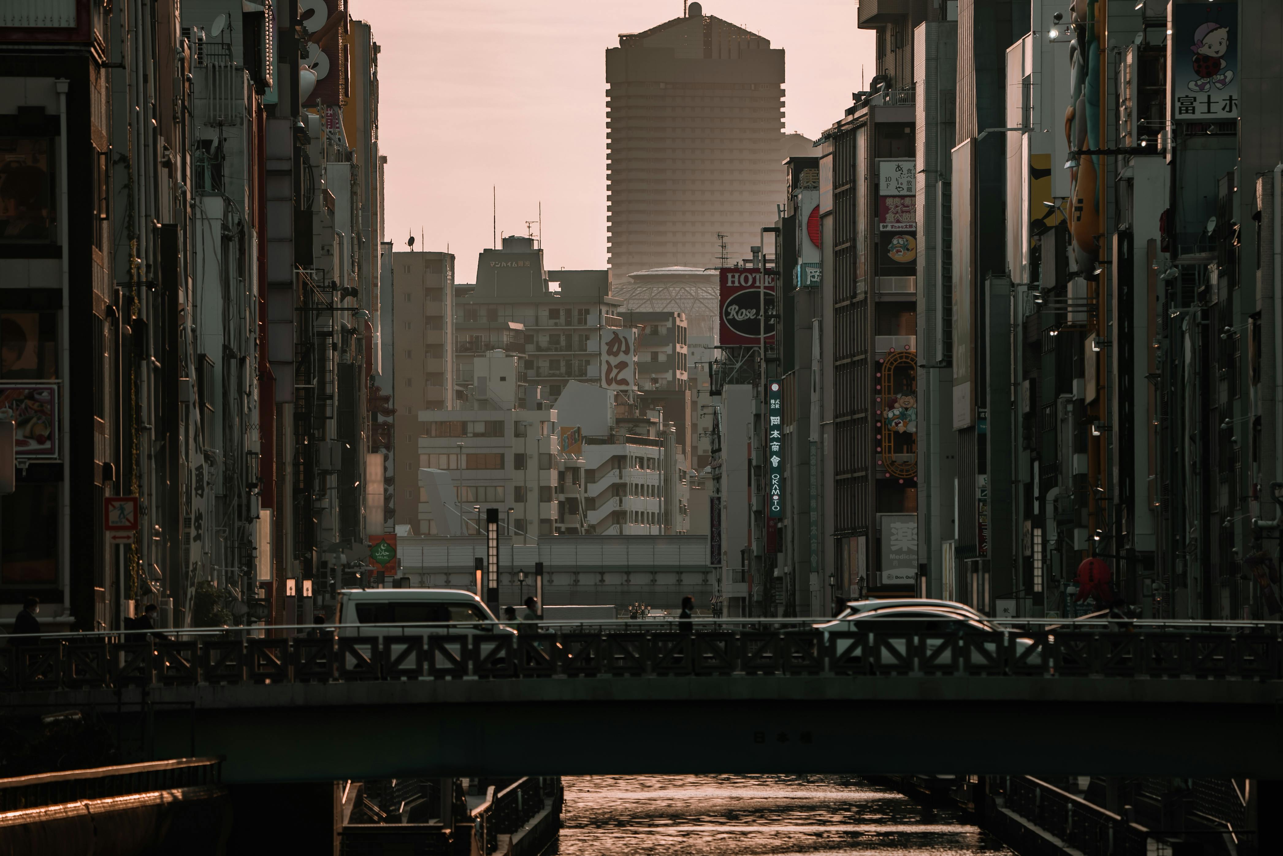 River Between Buildings in Japan · Free Stock Photo
