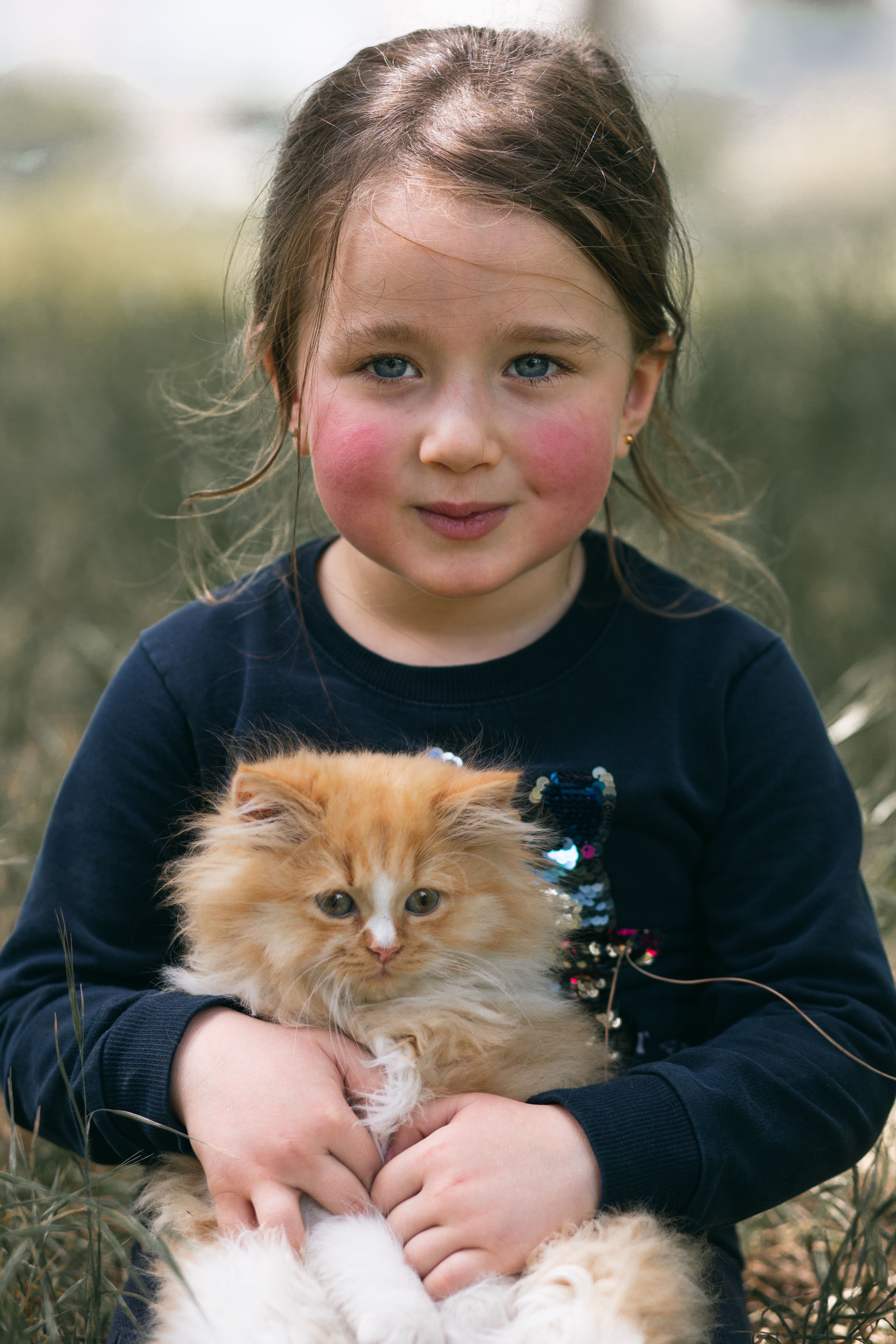 Friends Child And Cat Photos, Download The BEST Free Friends Child And ...