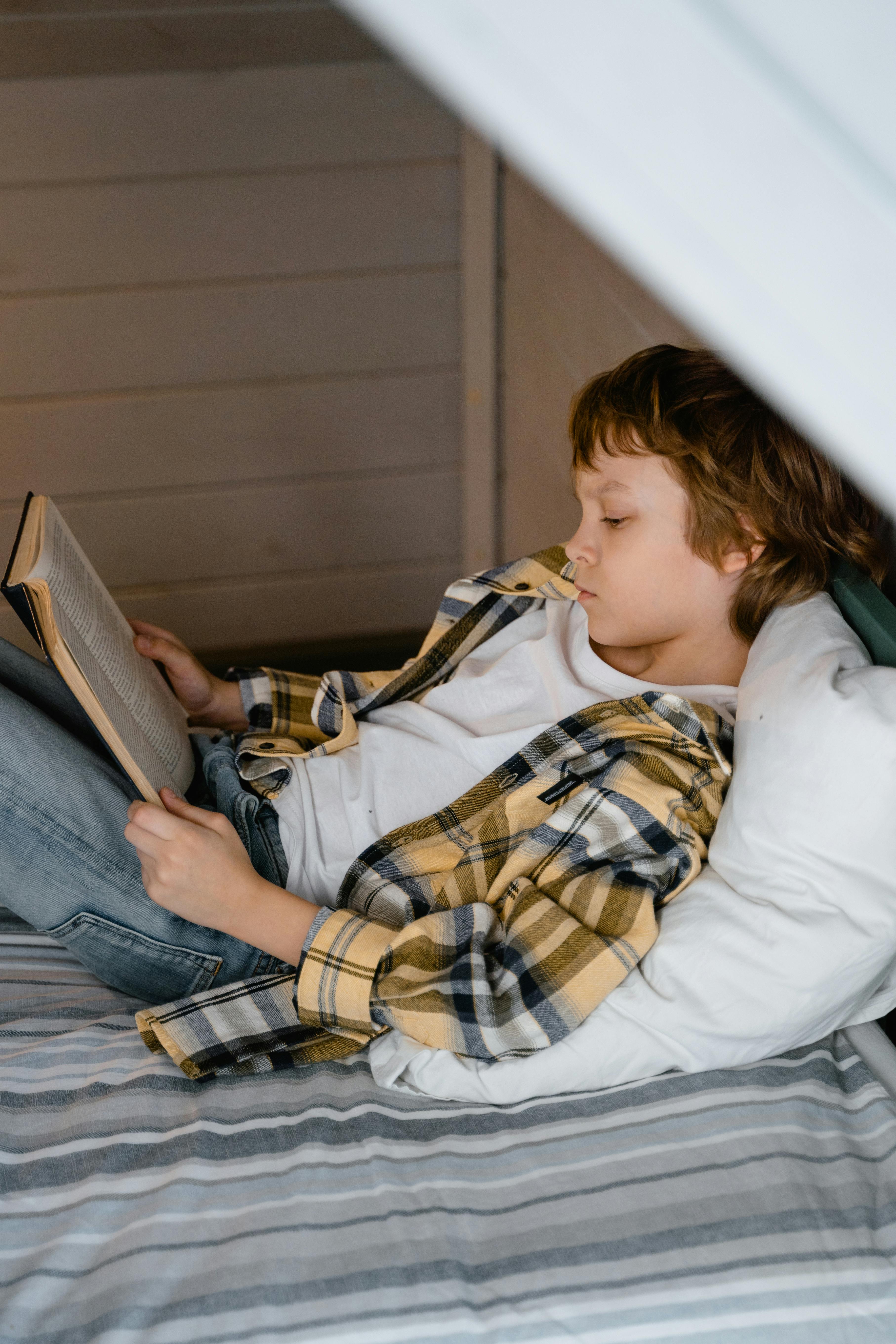 Free stock photo of alone, bed, bedroom, book, boy photo, casual ...