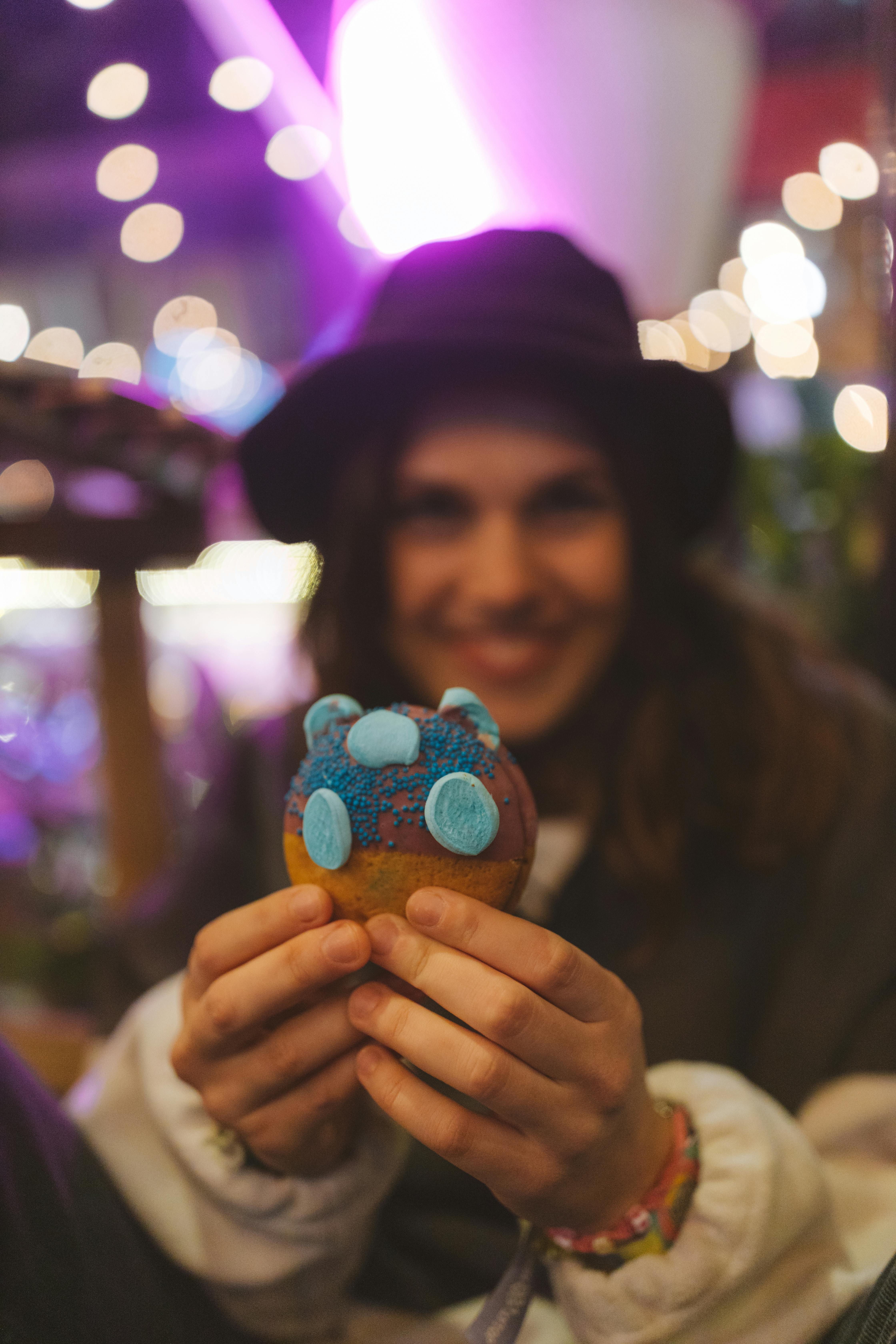 People Eating Pastries · Free Stock Photo