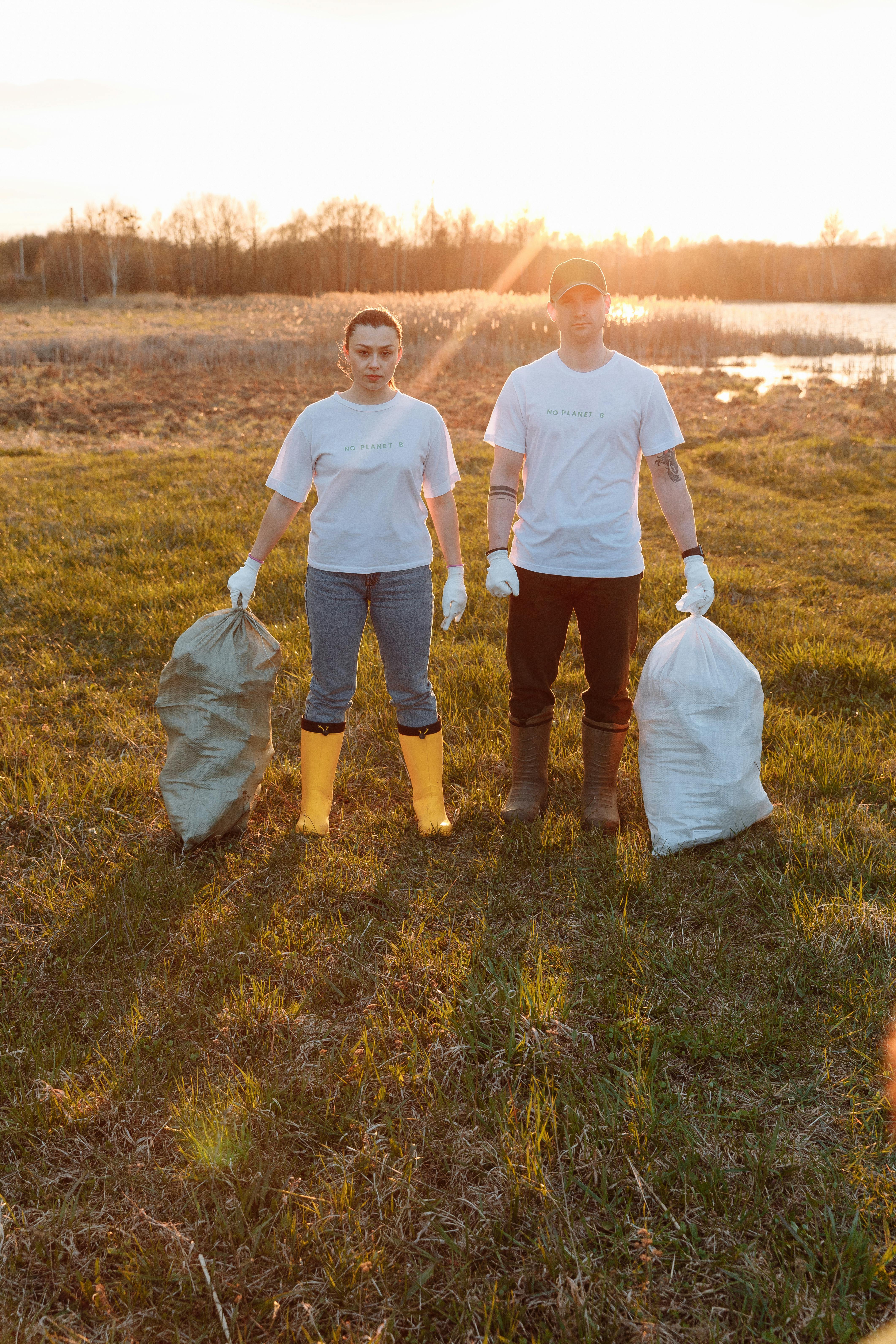 Garbage Cleaning Sacks Photos, Download The BEST Free Garbage Cleaning ...