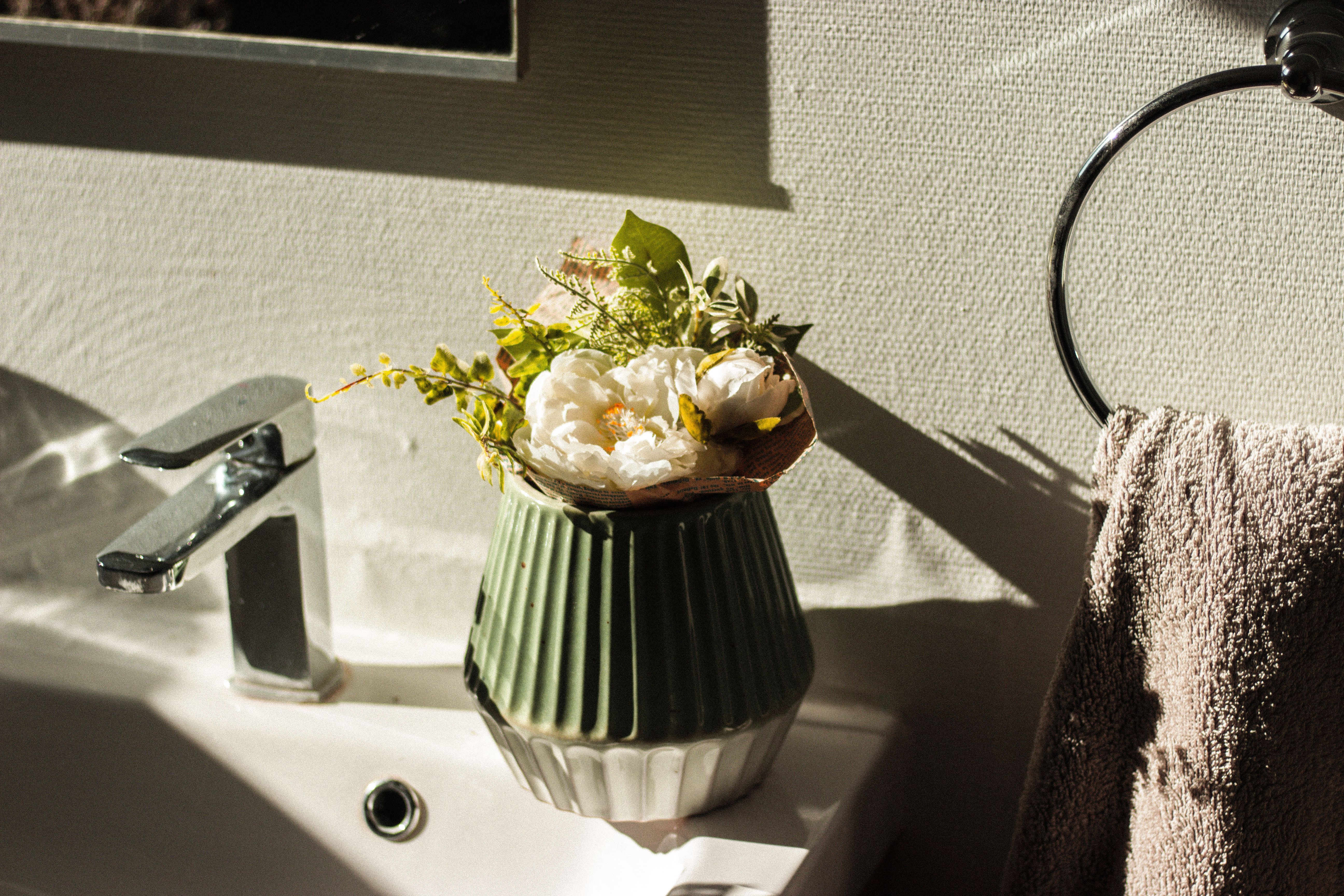 Modern Metal Wash Basin Photos, Download Free Modern Metal Wash Basin ...