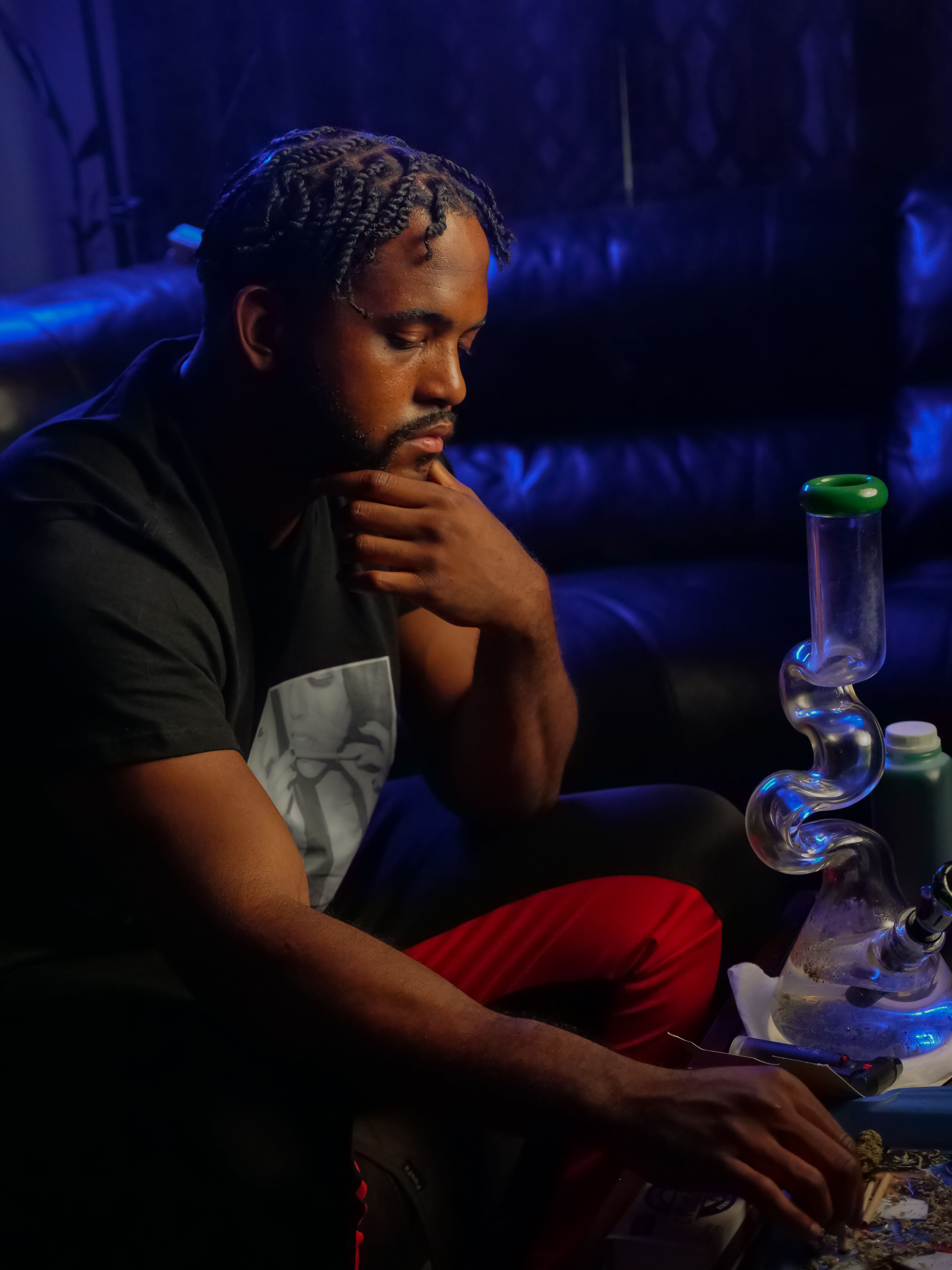 Bong Photos, Download The BEST Free Bong Stock Photos & HD Images