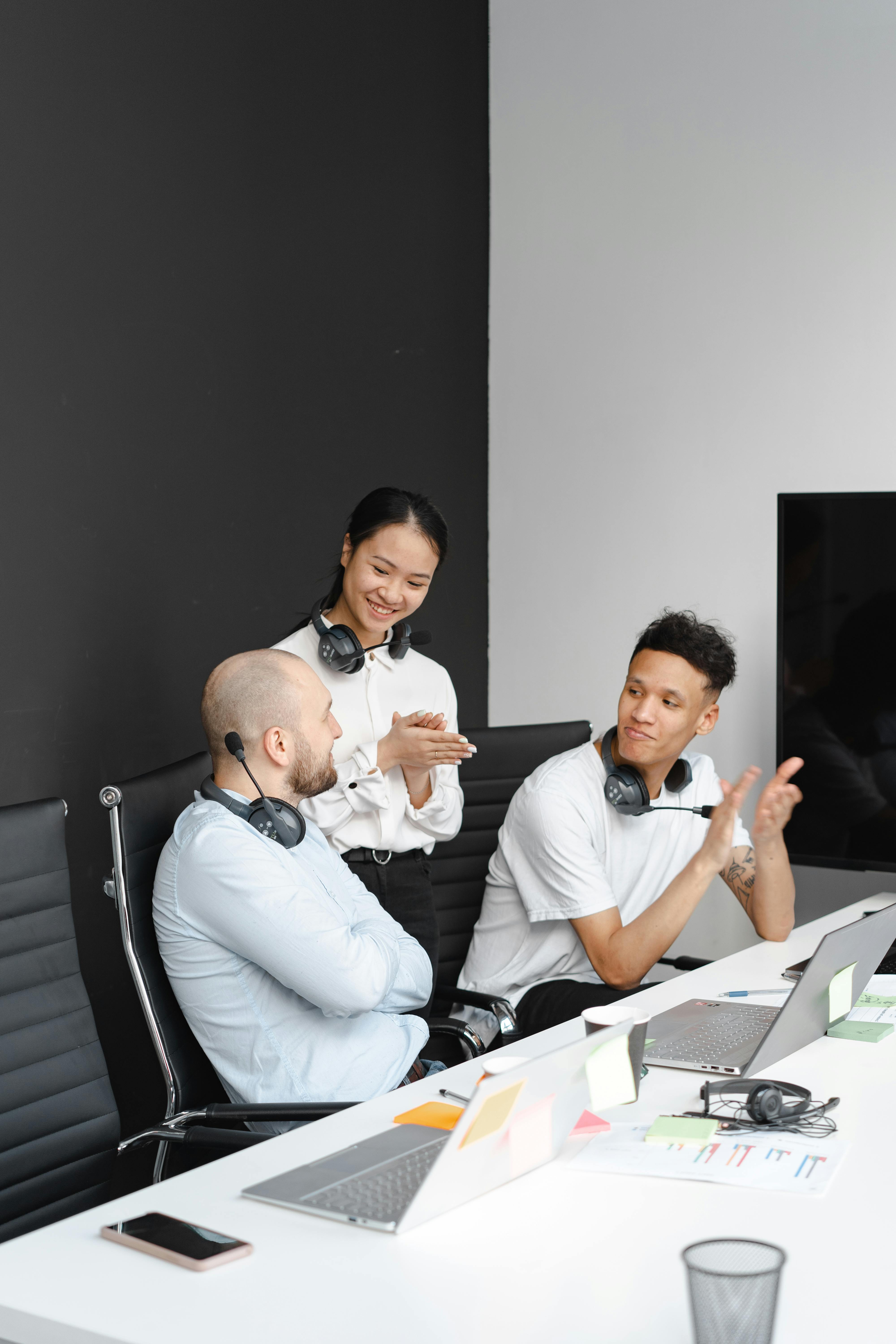 Connecting Menial Workers Photos, Download The BEST Free Connecting ...