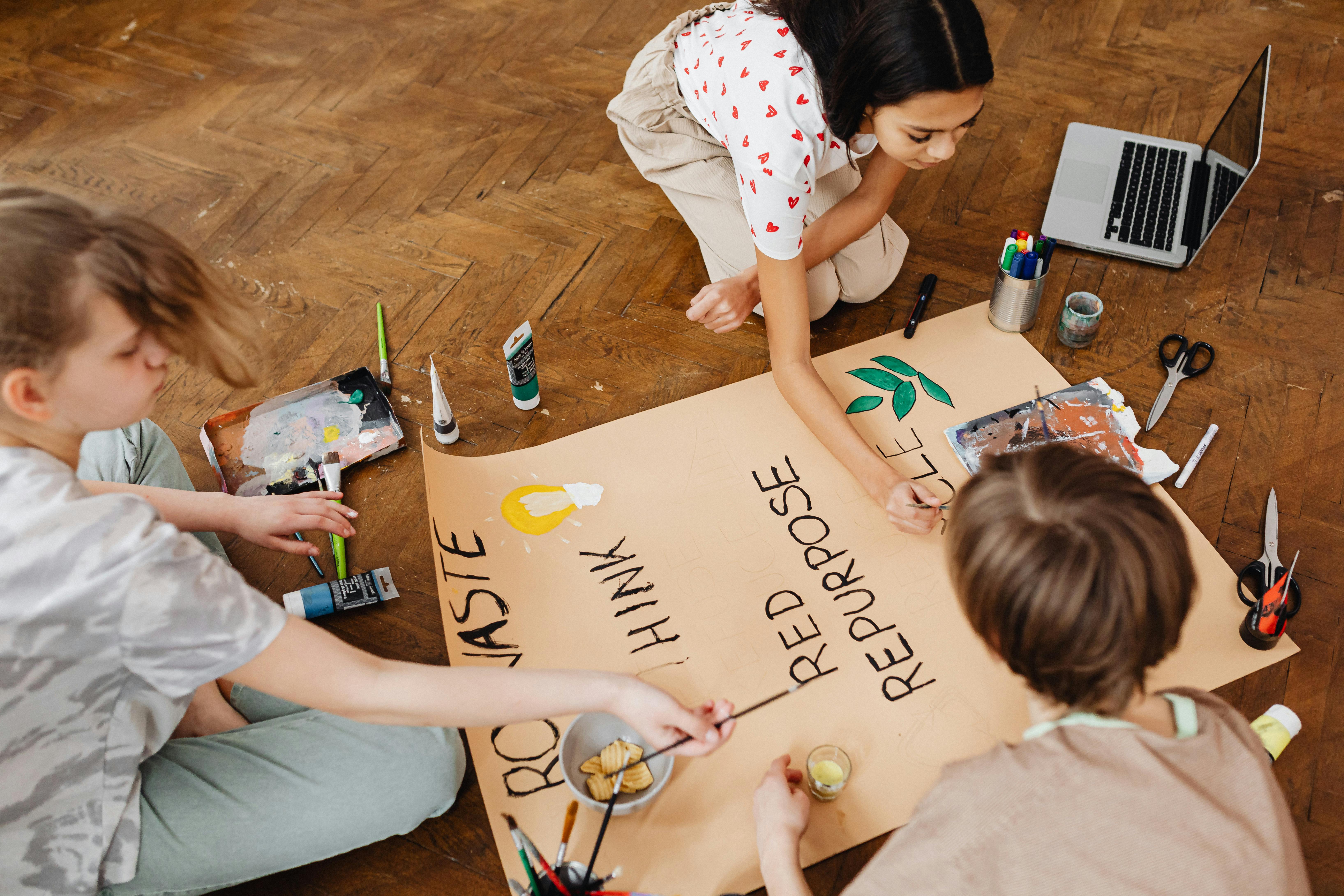 Teenagers At Art Workshop Photos, Download The BEST Free Teenagers At ...