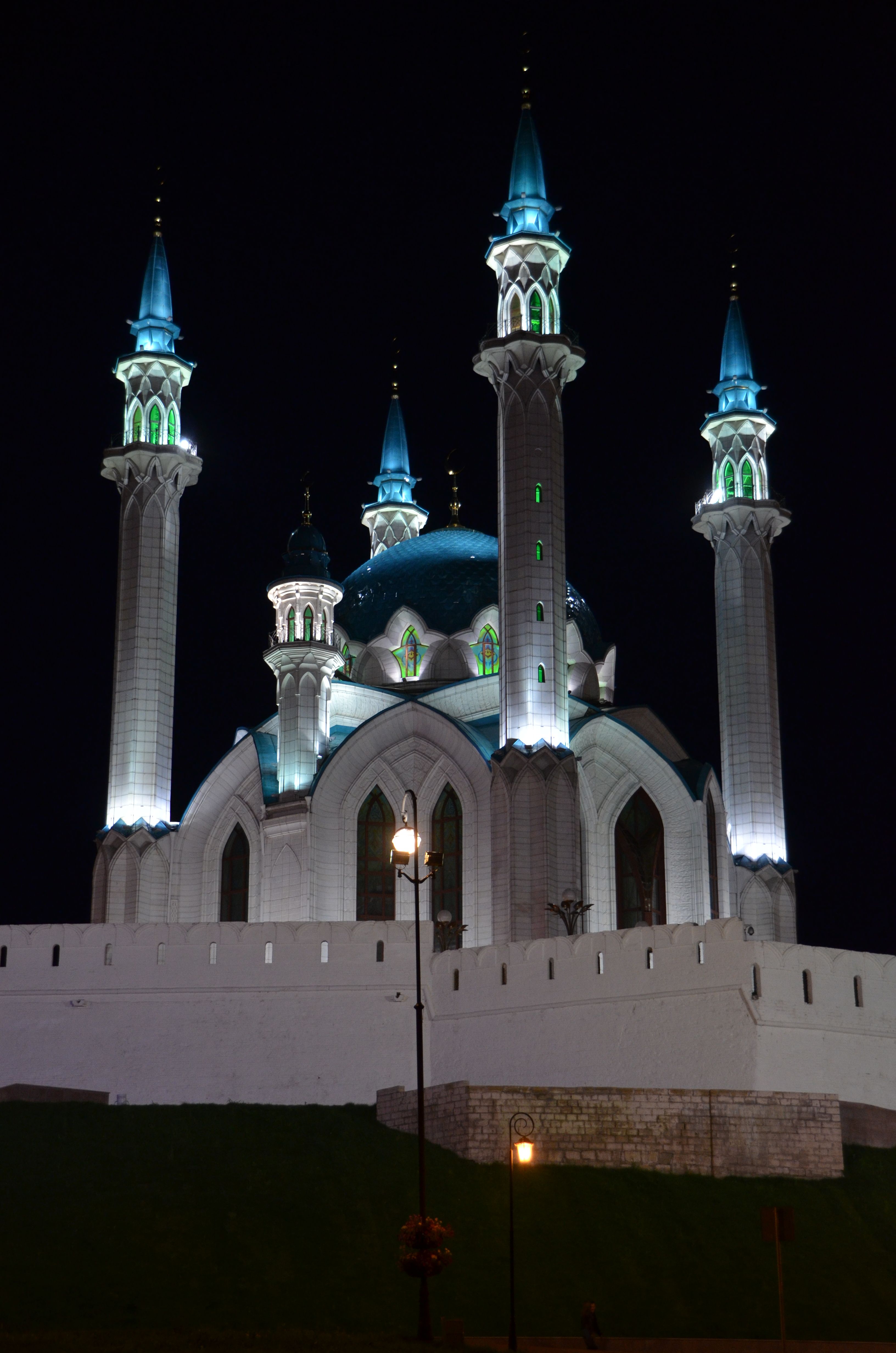 A Mosque at Night · Free Stock Photo