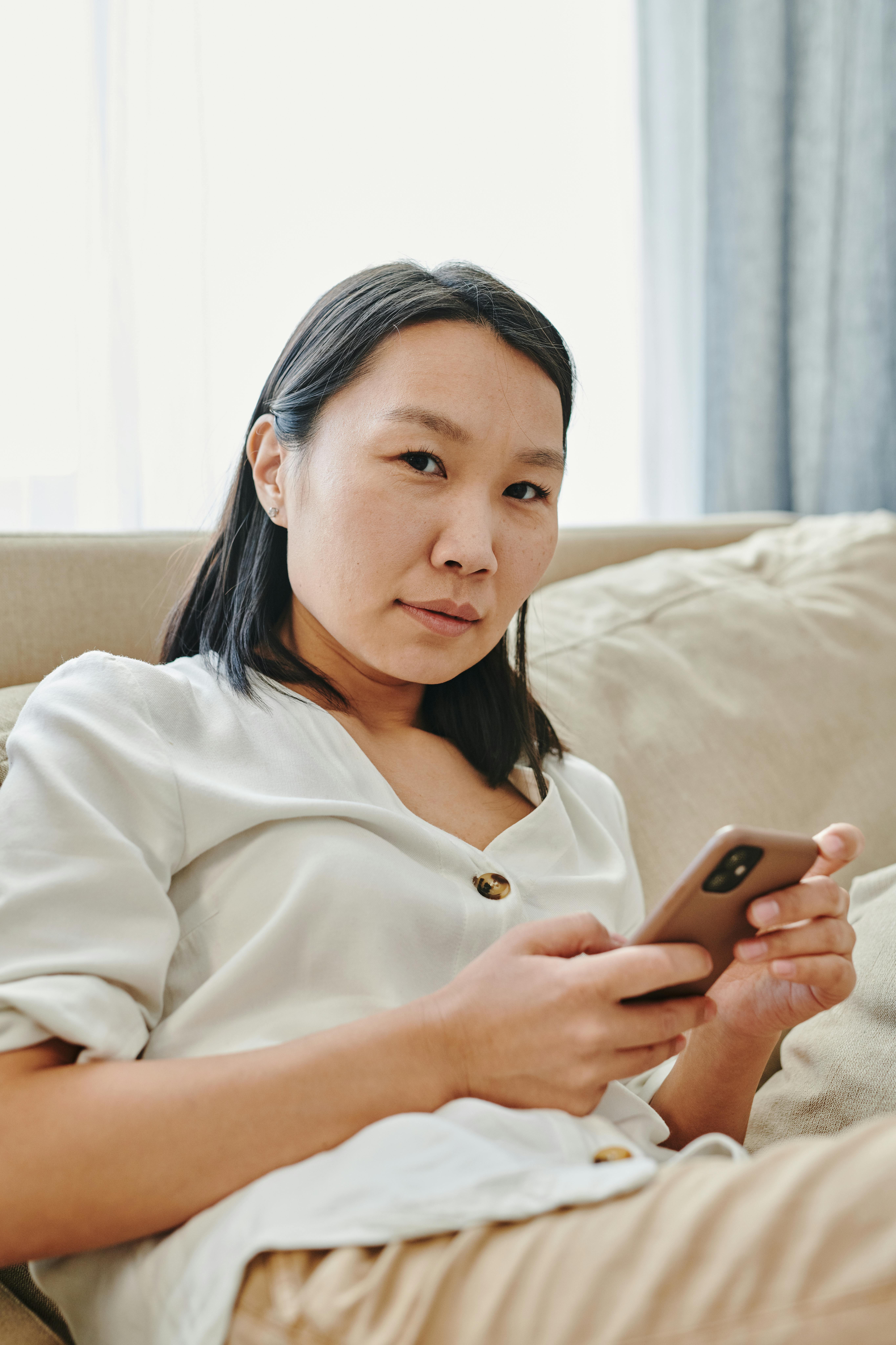 400,000+ Best Person On Phone Photos · 100% Free Download · Pexels ...