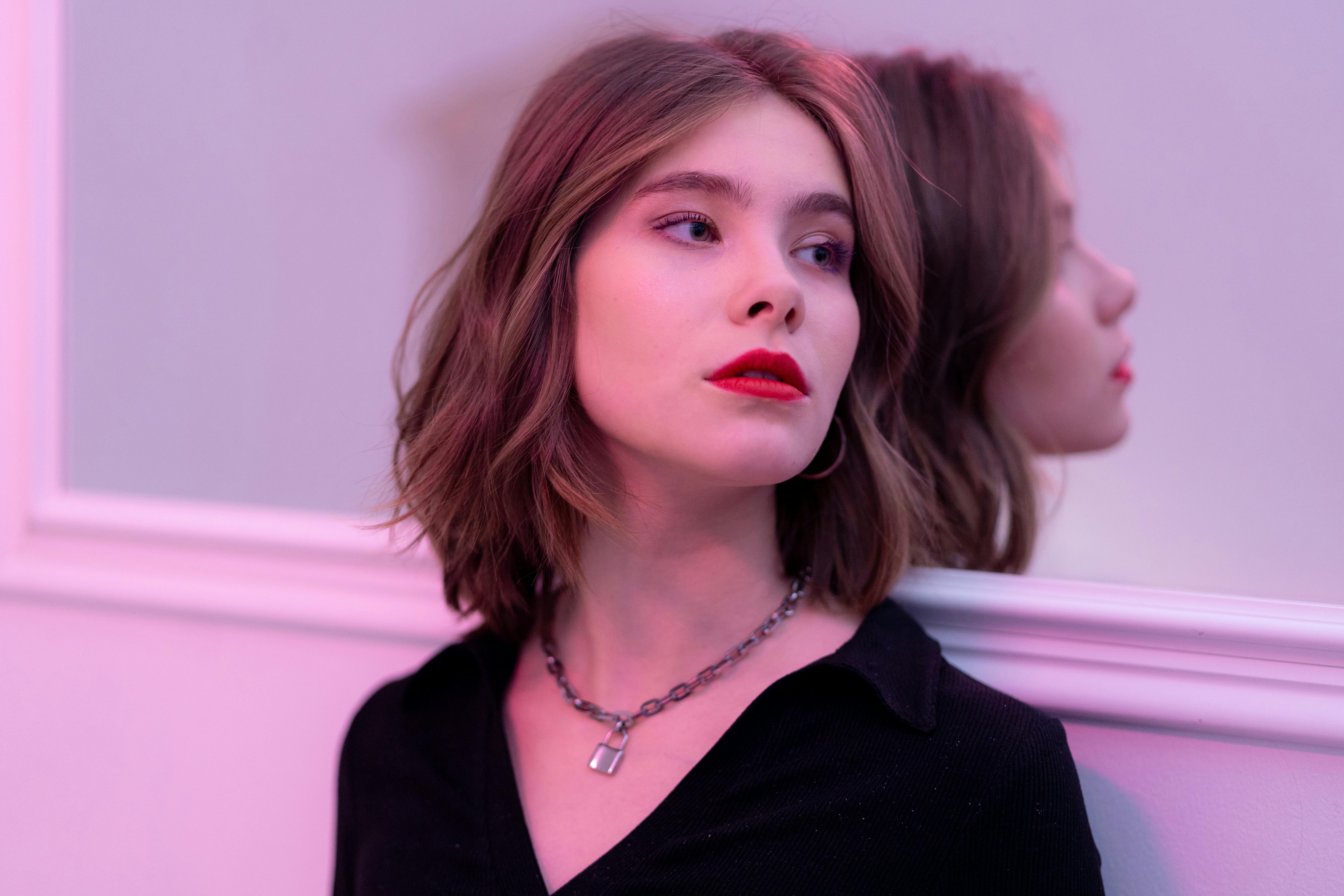 Beautiful Jawline Photos, Download The BEST Free Beautiful Jawline ...