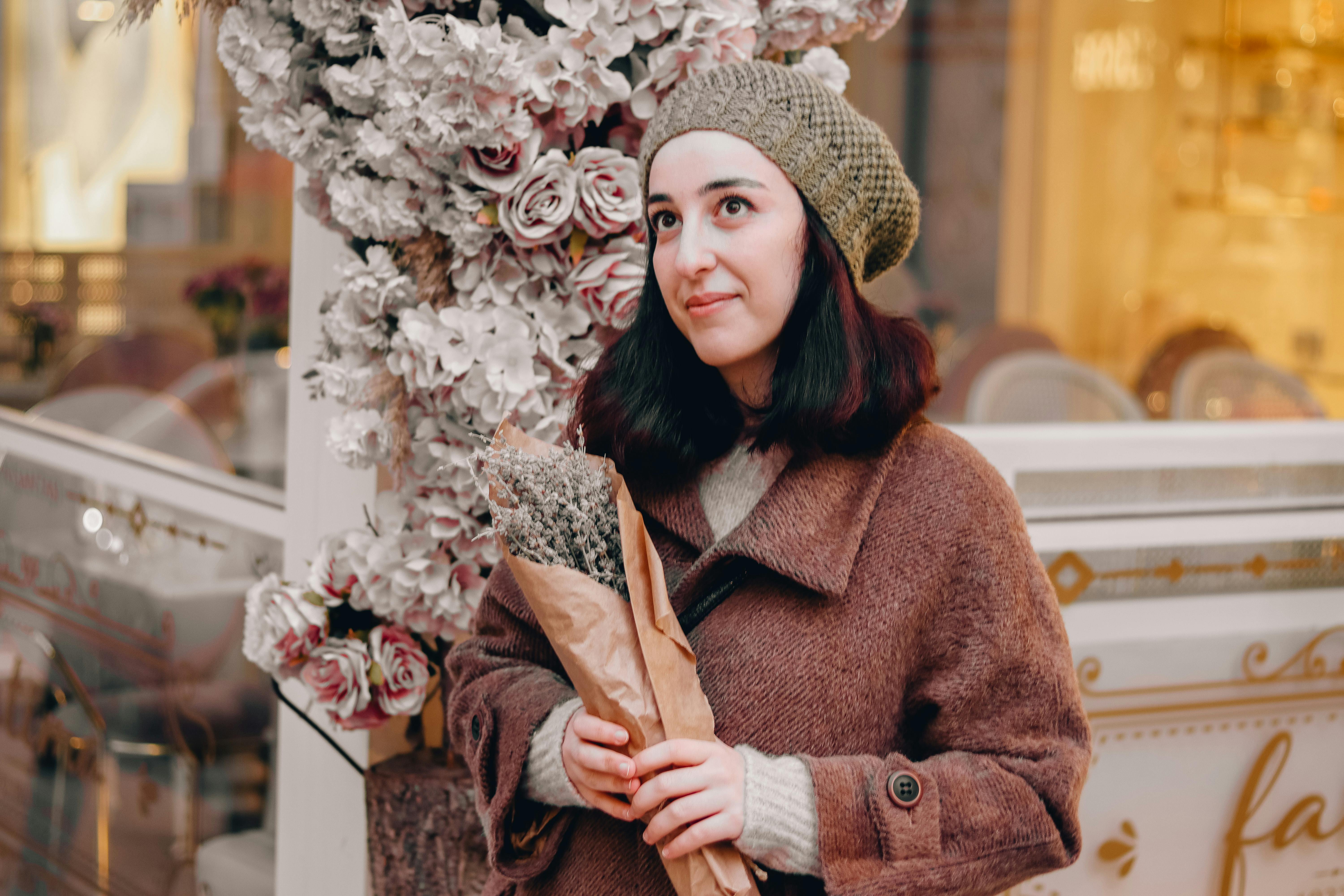 Brown Bonnet Photos, Download The BEST Free Brown Bonnet Stock Photos ...