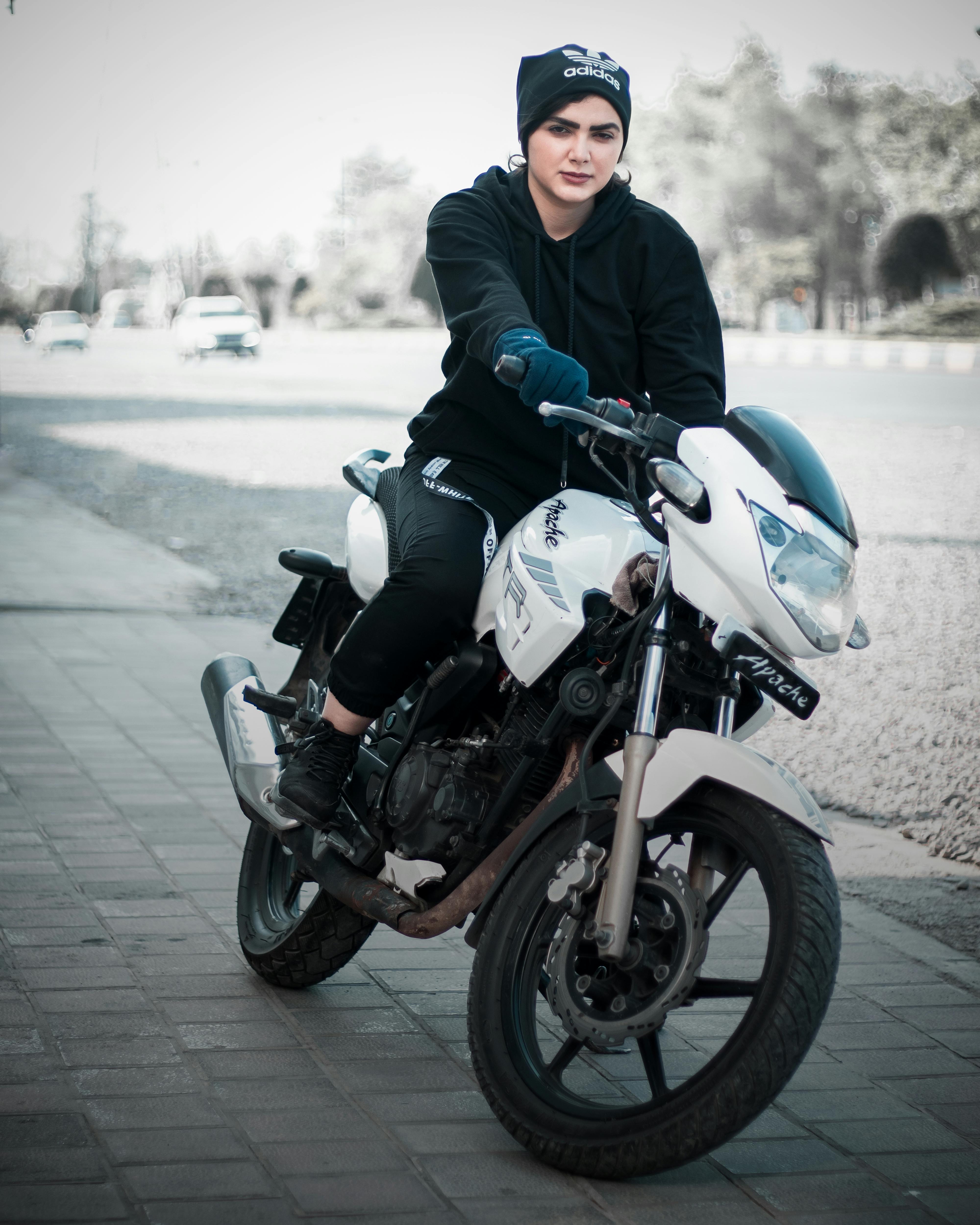 Grayscale Photo of Standard Motorcycle · Free Stock Photo