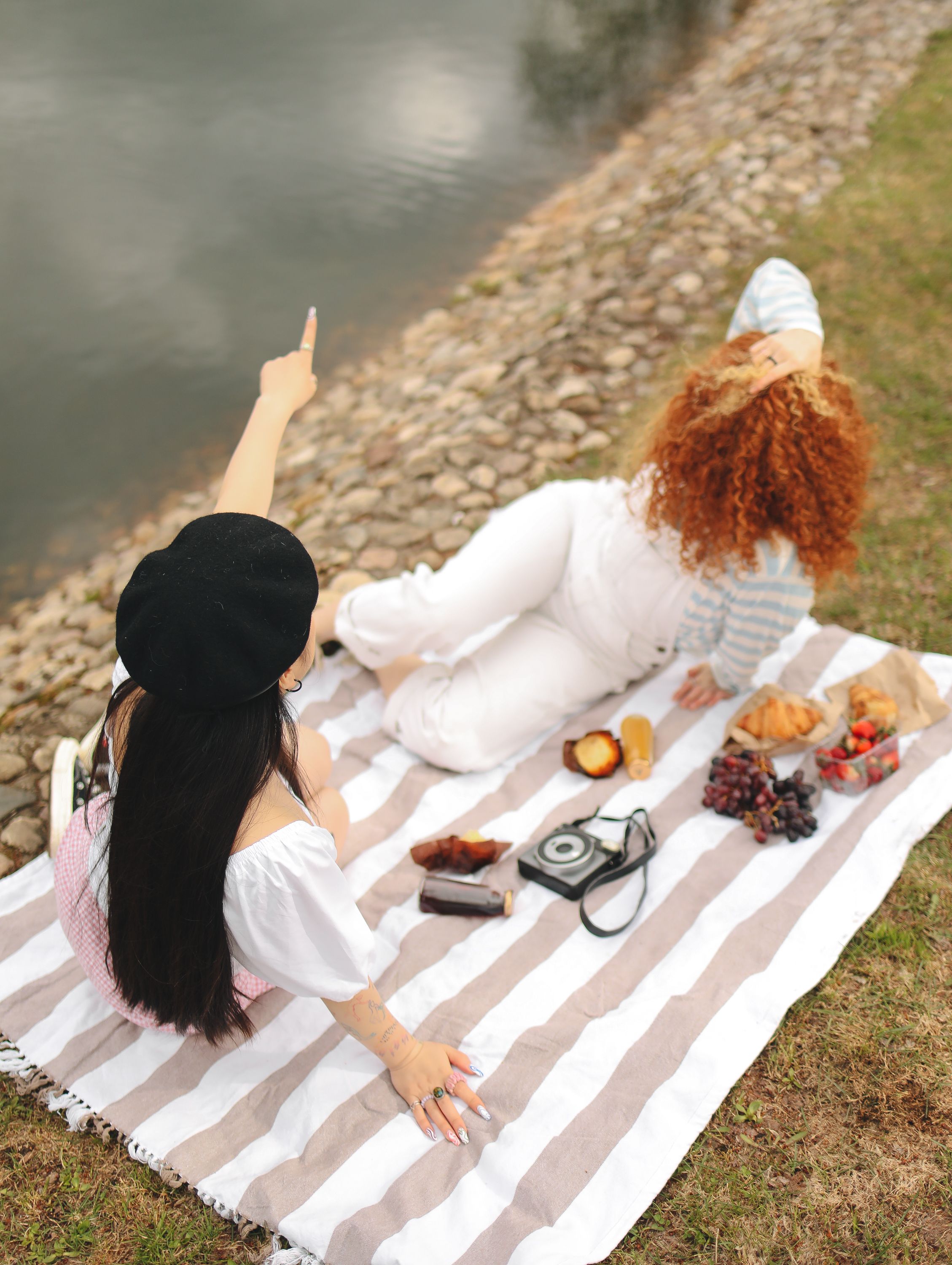 People Doing Picnic Near the Lake · Free Stock Photo