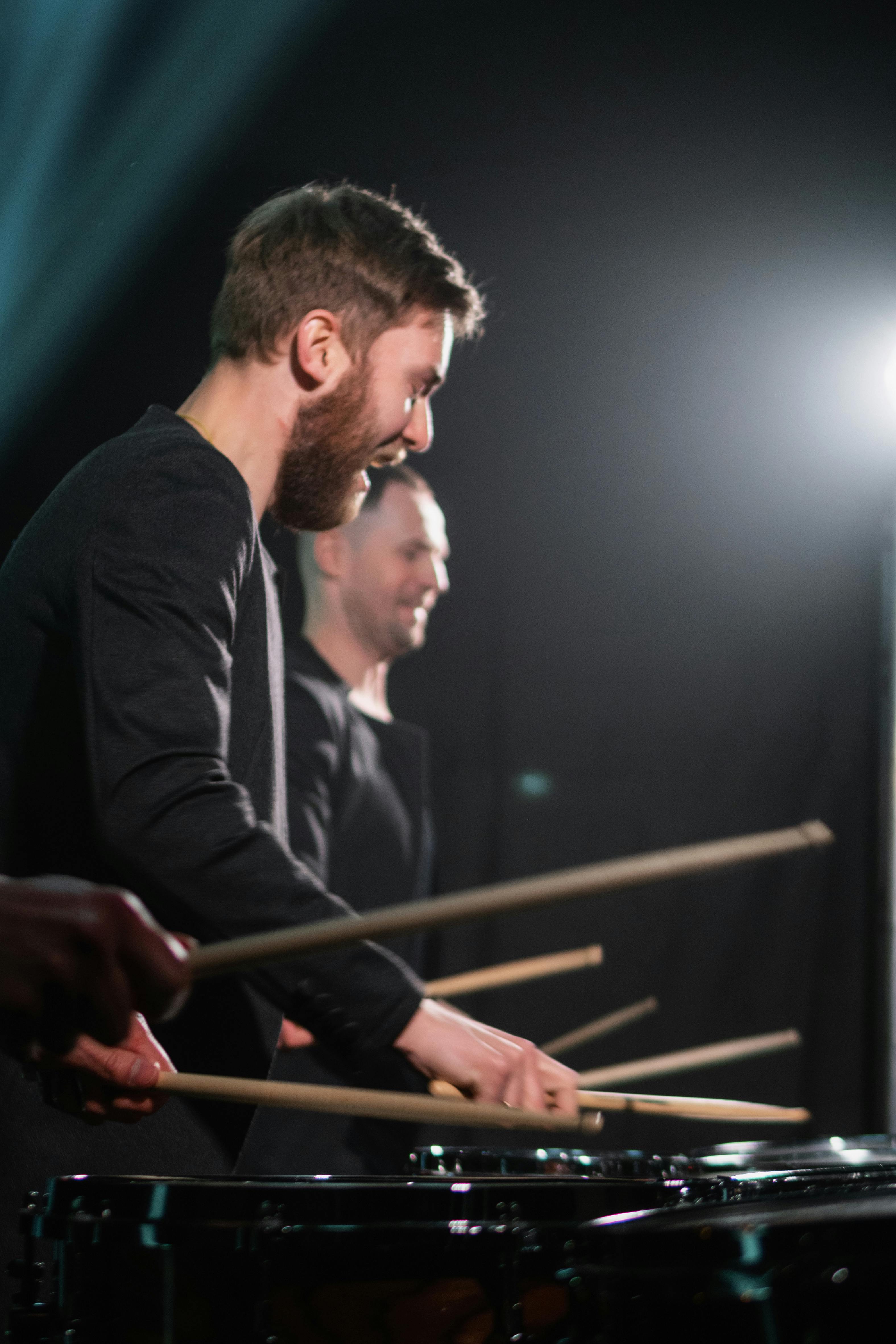 Singer Orozco Pianist Ecuatoriano Photos, Download The BEST Free Singer ...