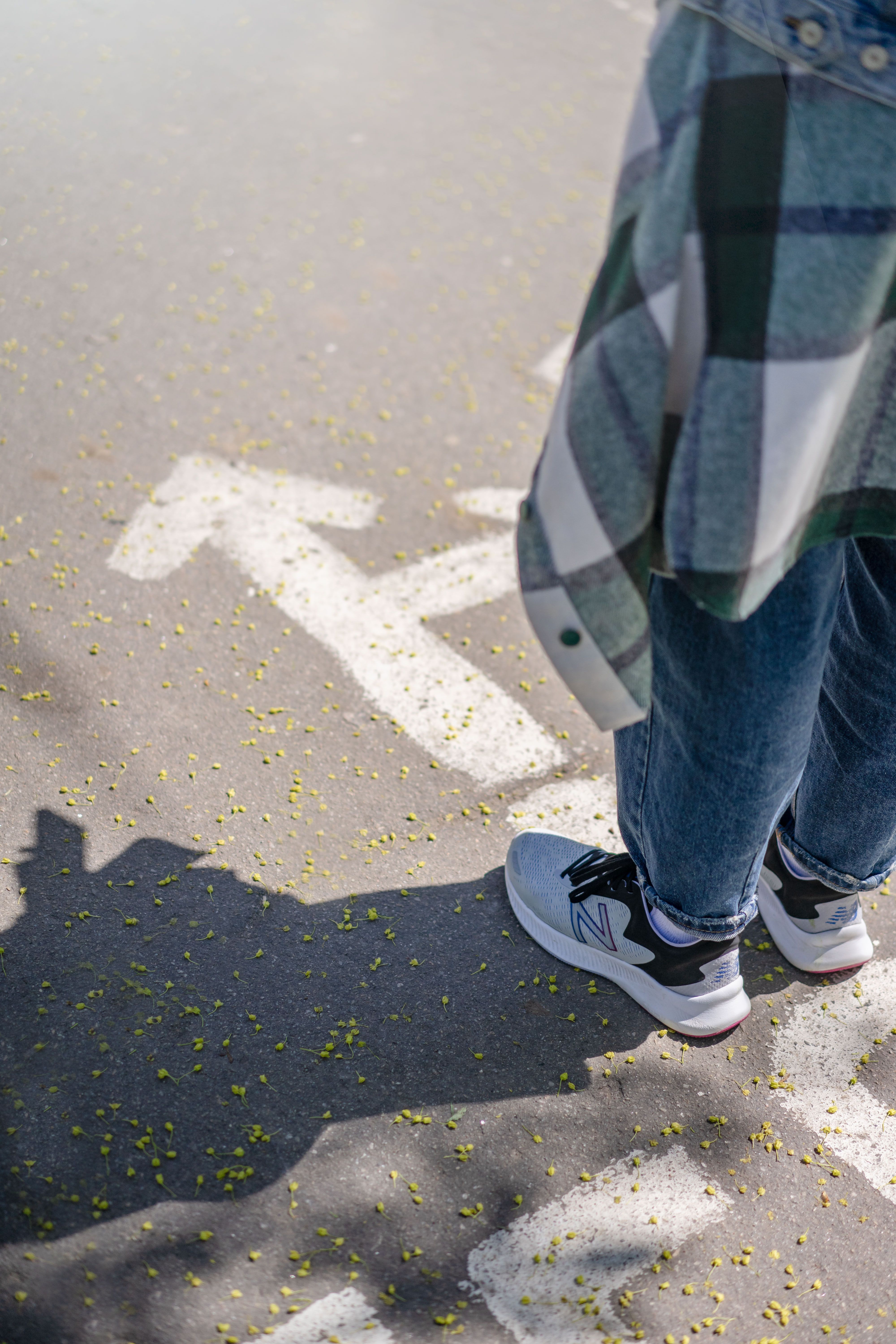 Path With Arrow Photos, Download The BEST Free Path With Arrow Stock ...