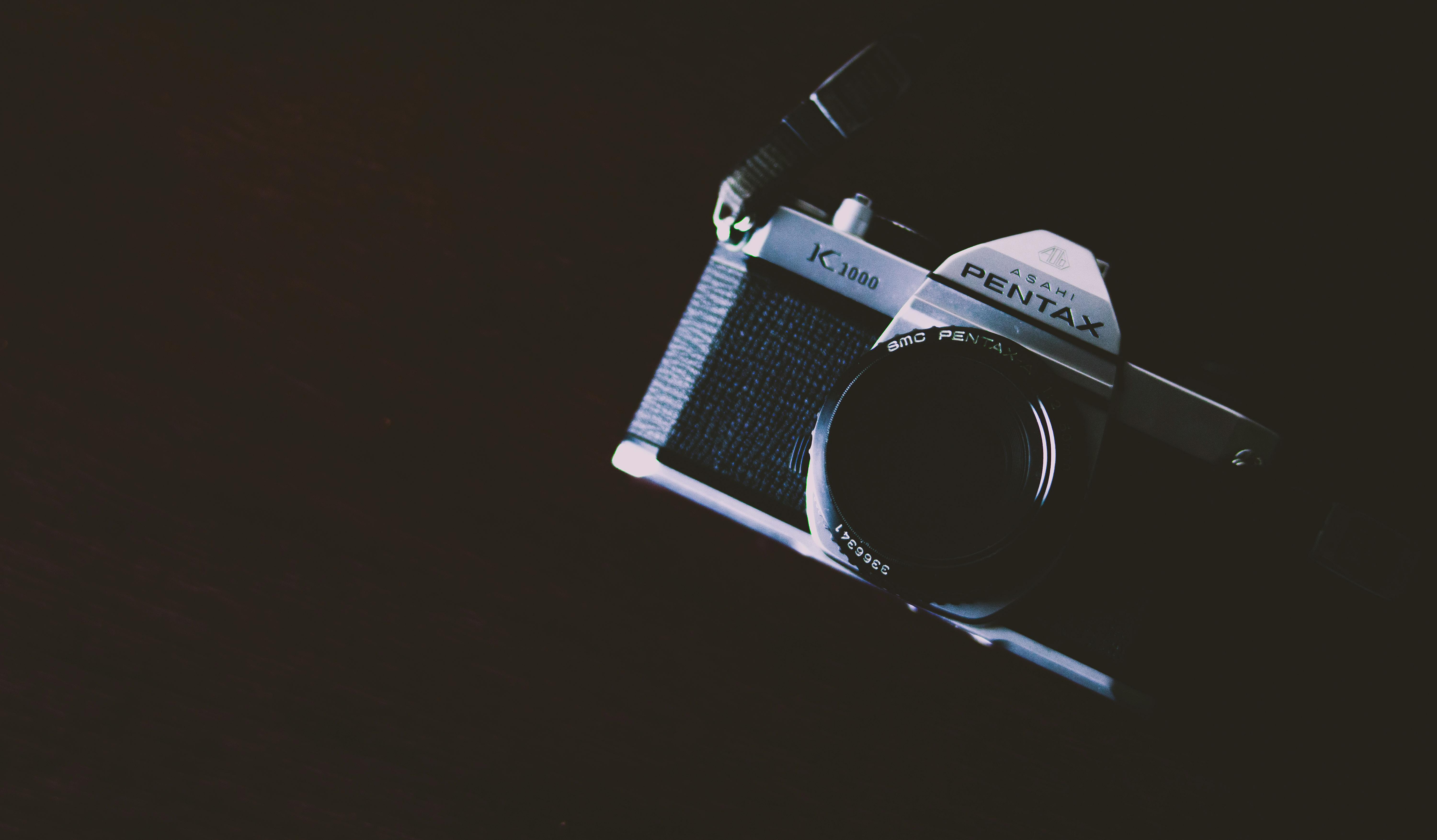 A Black Camera Flash · Free Stock Photo