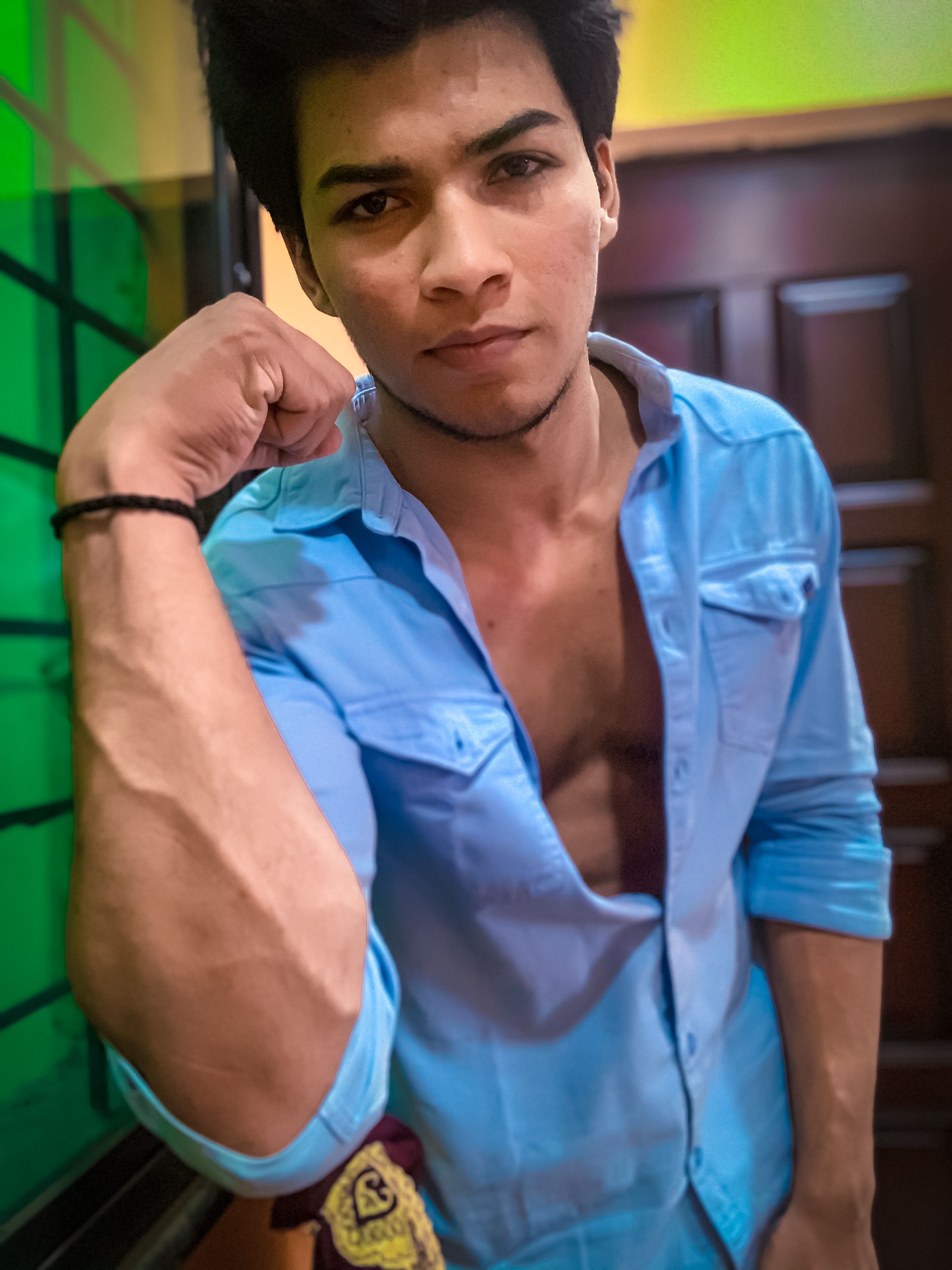 Traditional Indian male model offering prayers · Free Stock Photo