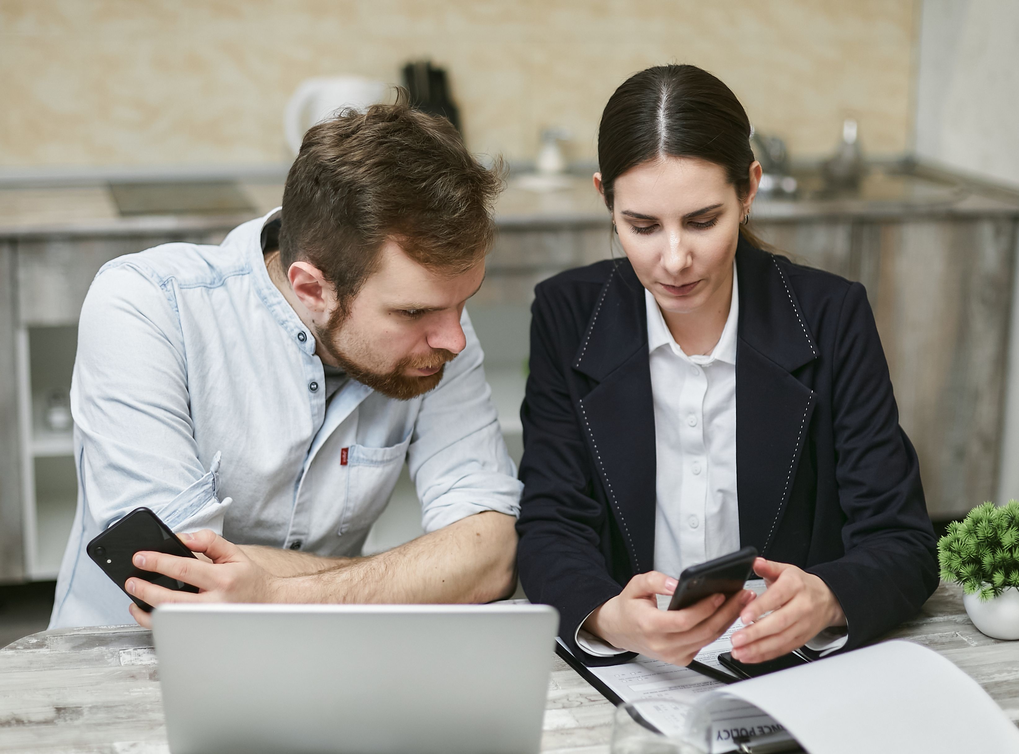 Employee Talking with Boss in Office · Free Stock Photo
