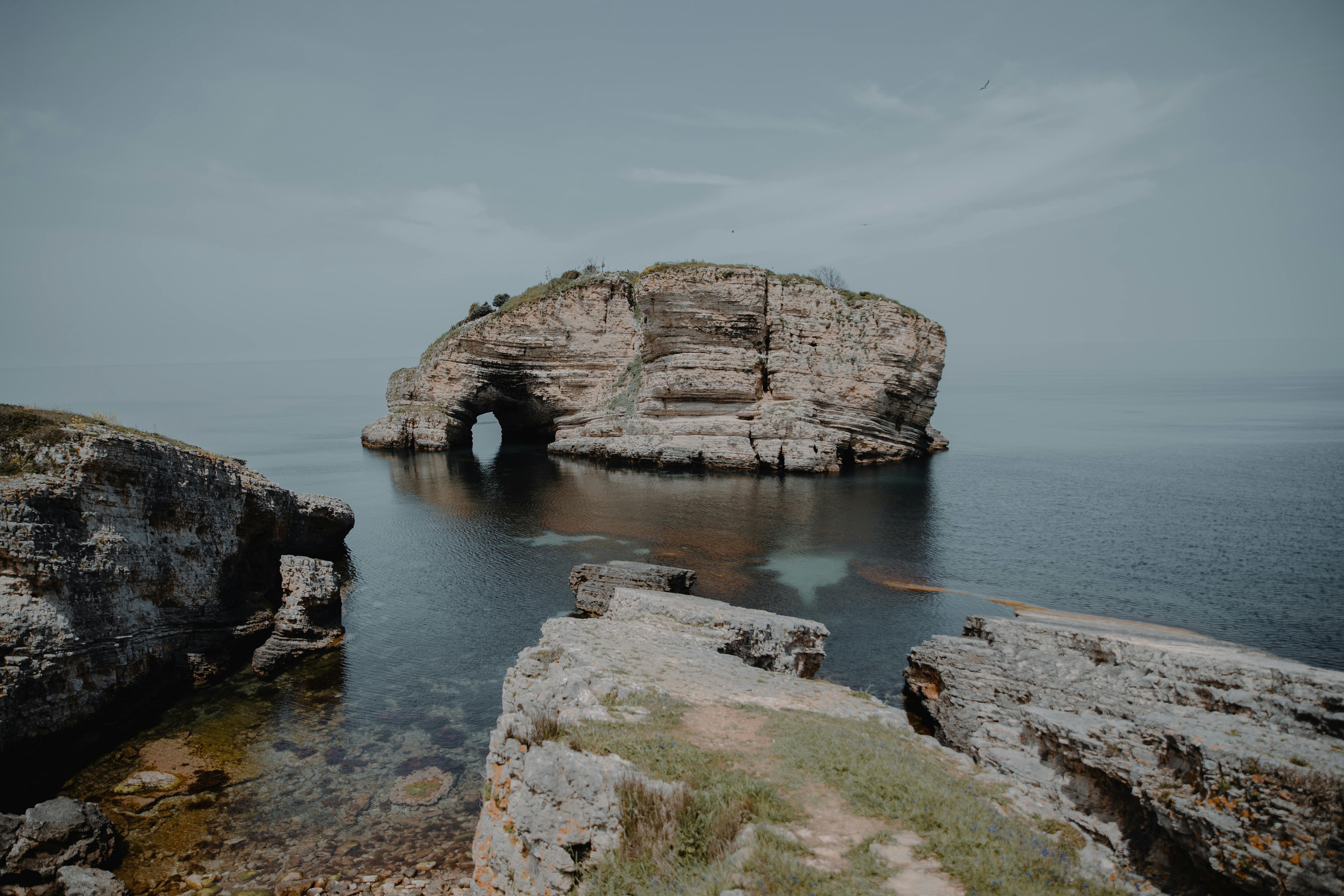 Rock Formation on the Sea · Free Stock Photo