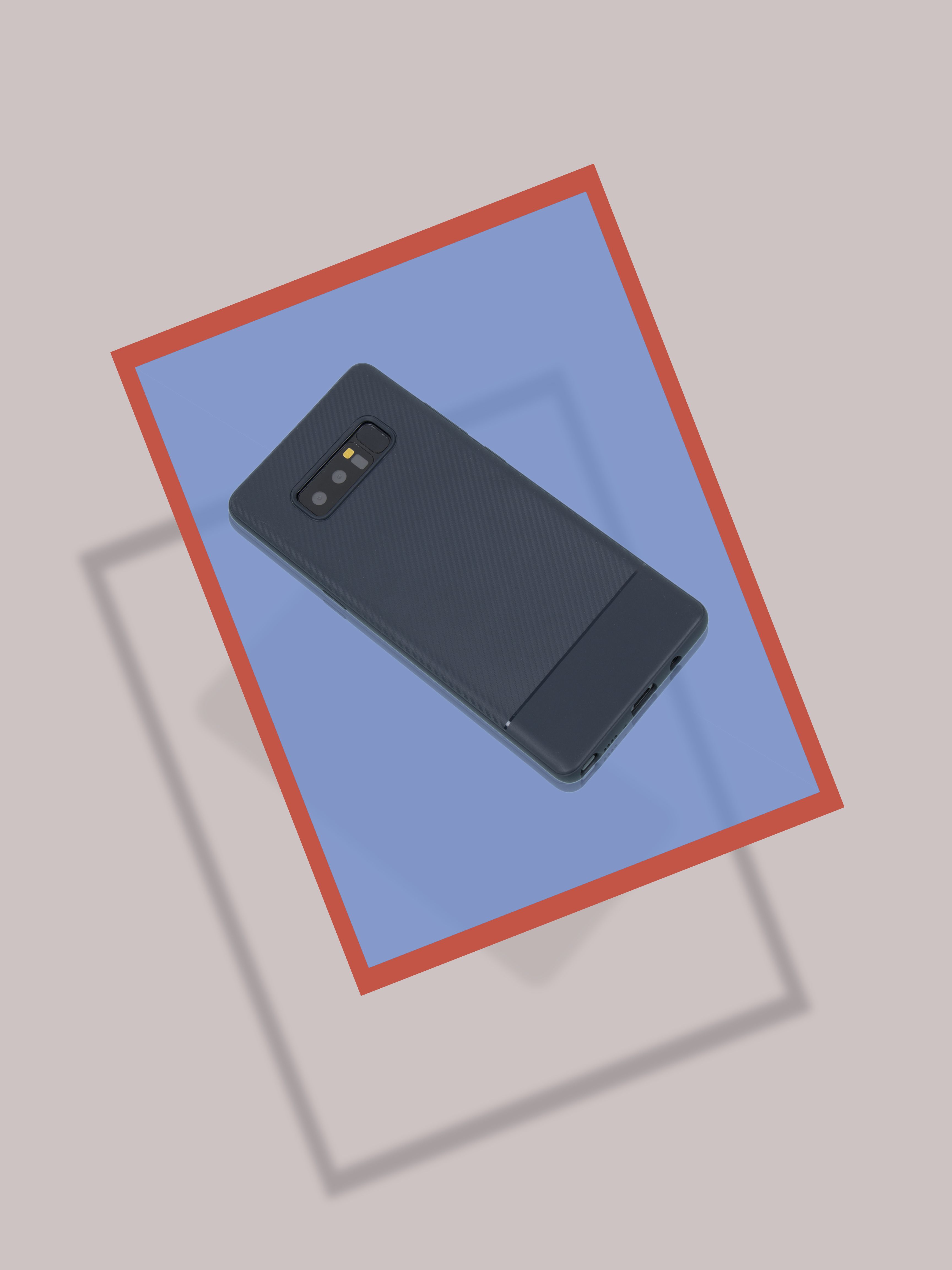 Close-Up Shot of a Smartphone · Free Stock Photo