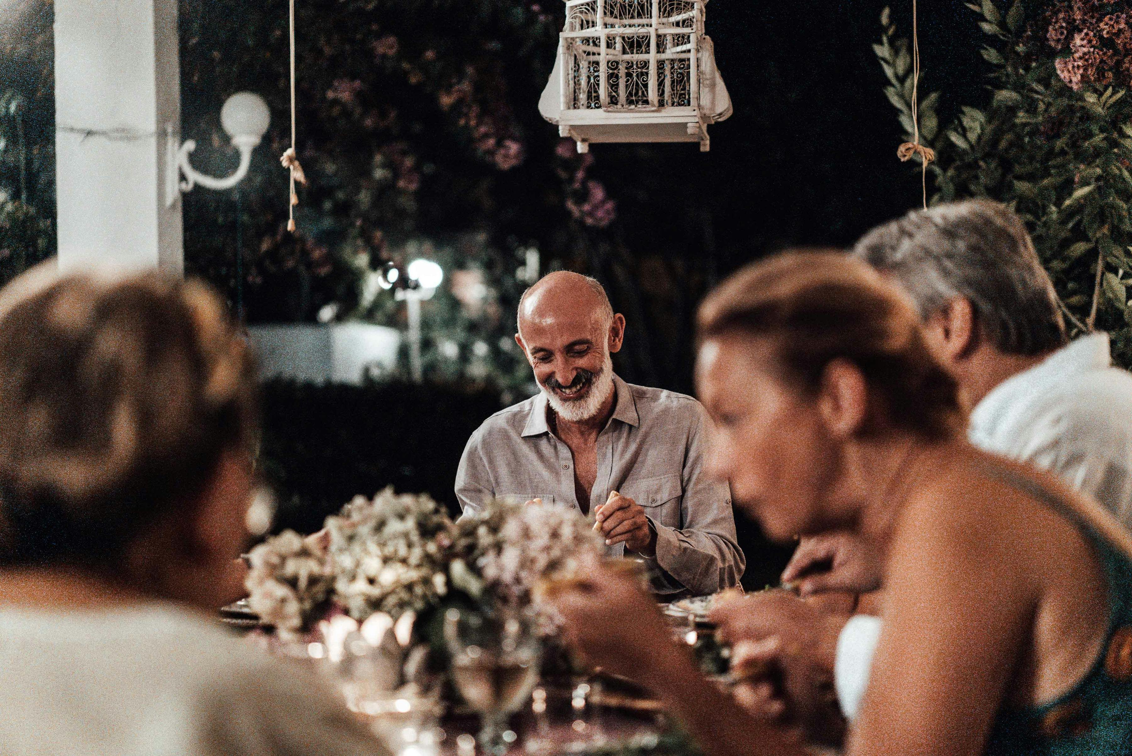 Man On Dinning Table Photos, Download The BEST Free Man On Dinning ...