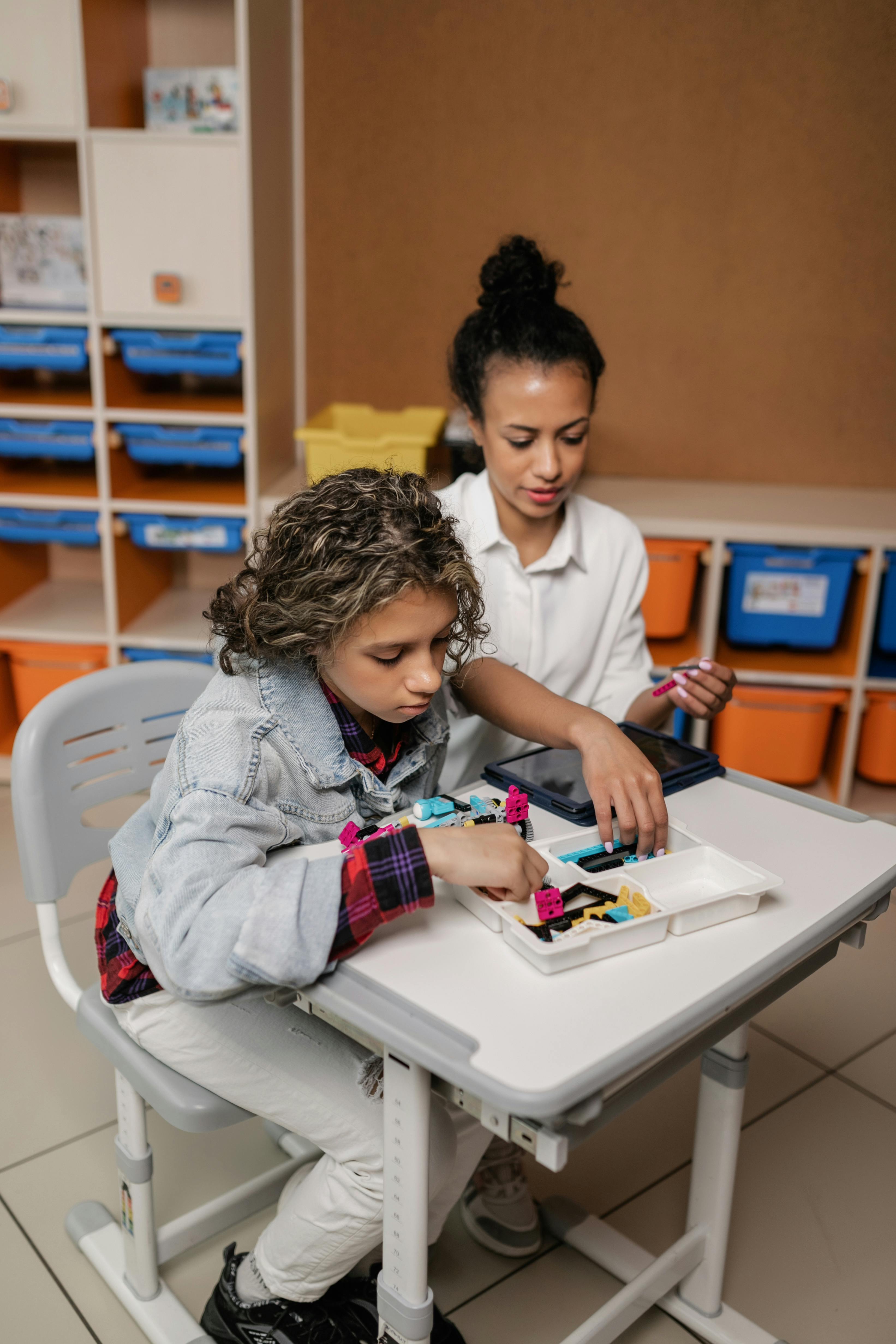 Learning In School Photos, Download Free Learning In School Stock ...