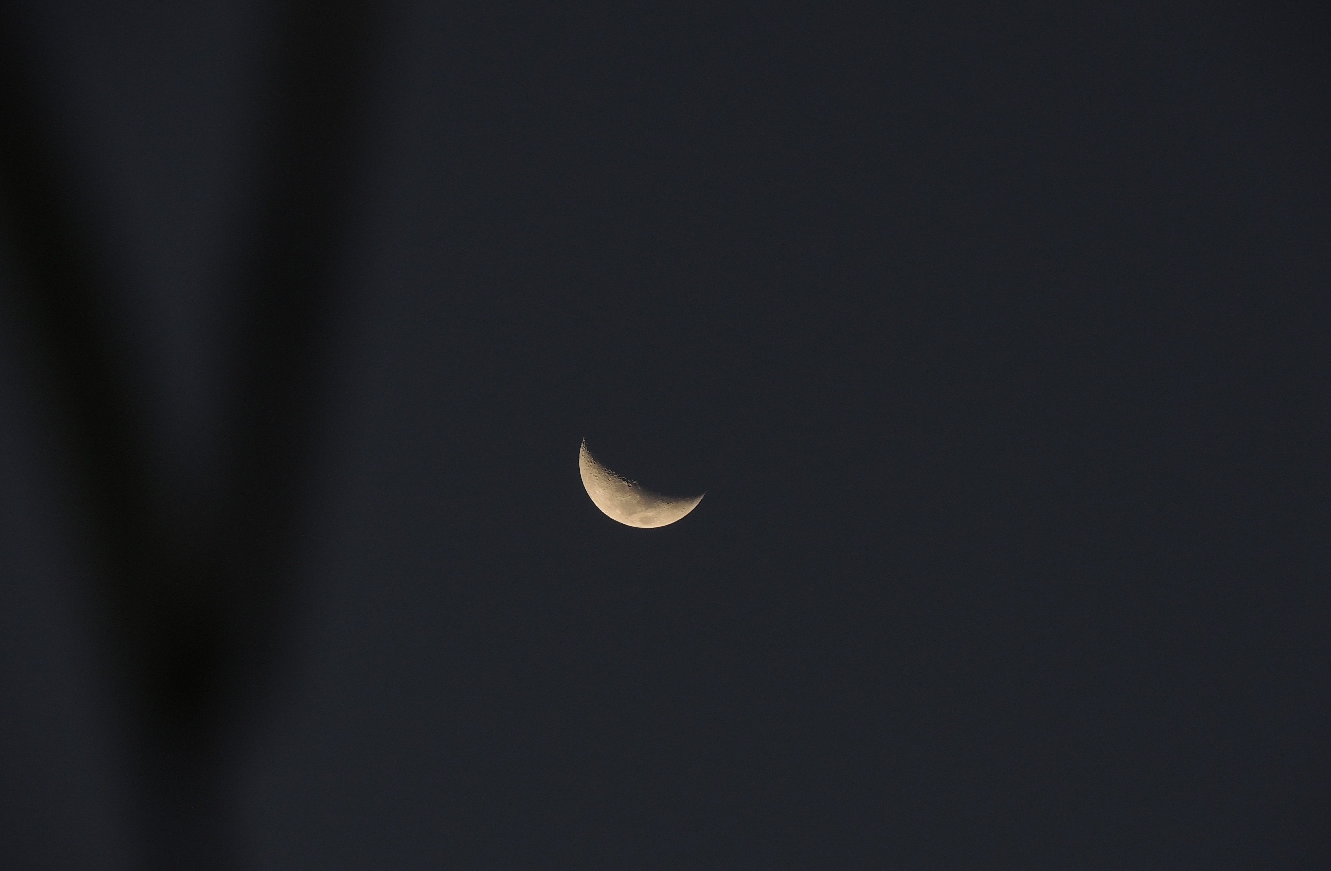 Selective Focus of a Crescent Moon · Free Stock Photo