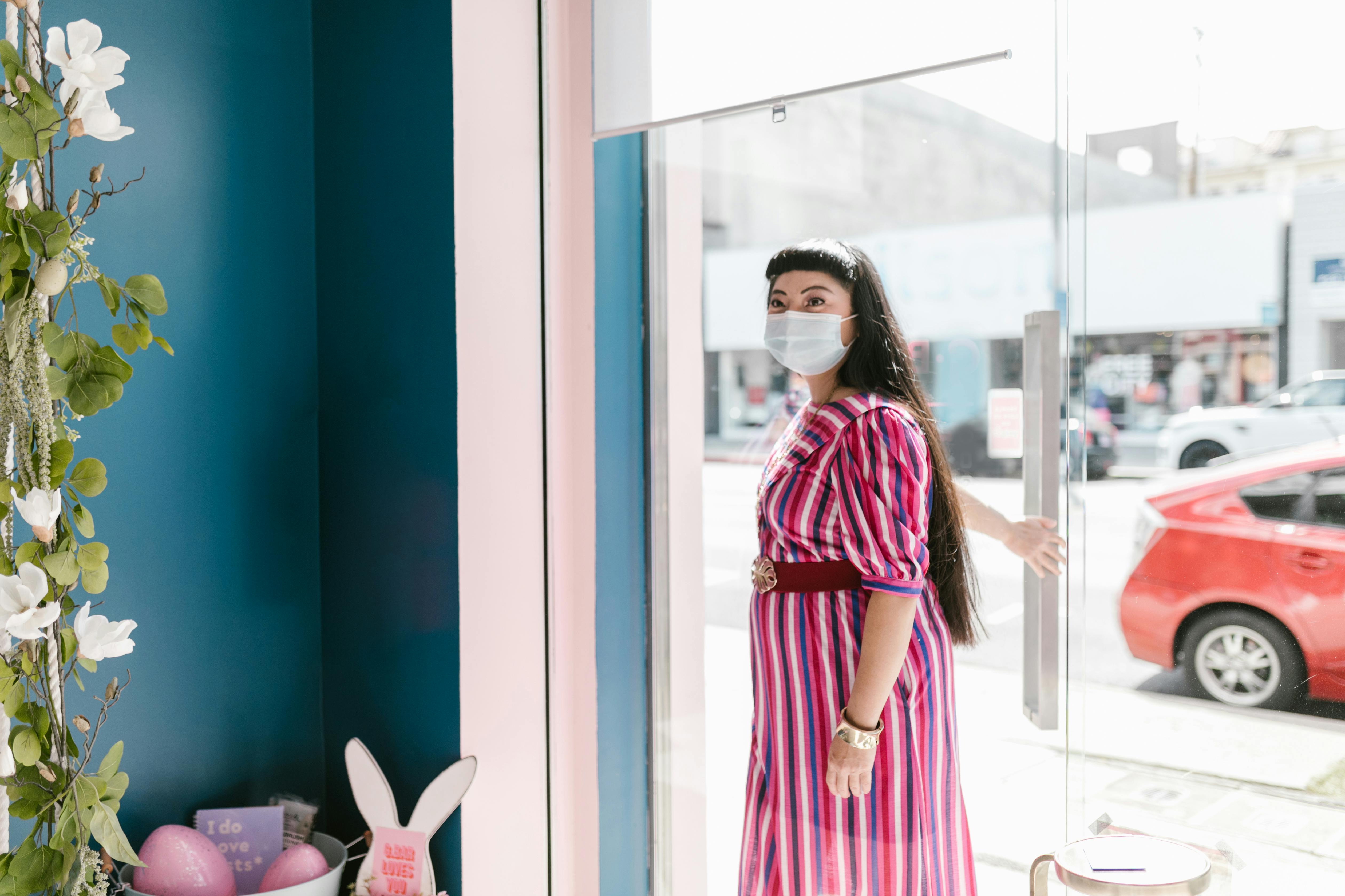 Retail Exit Door Photos, Download The BEST Free Retail Exit Door Stock ...