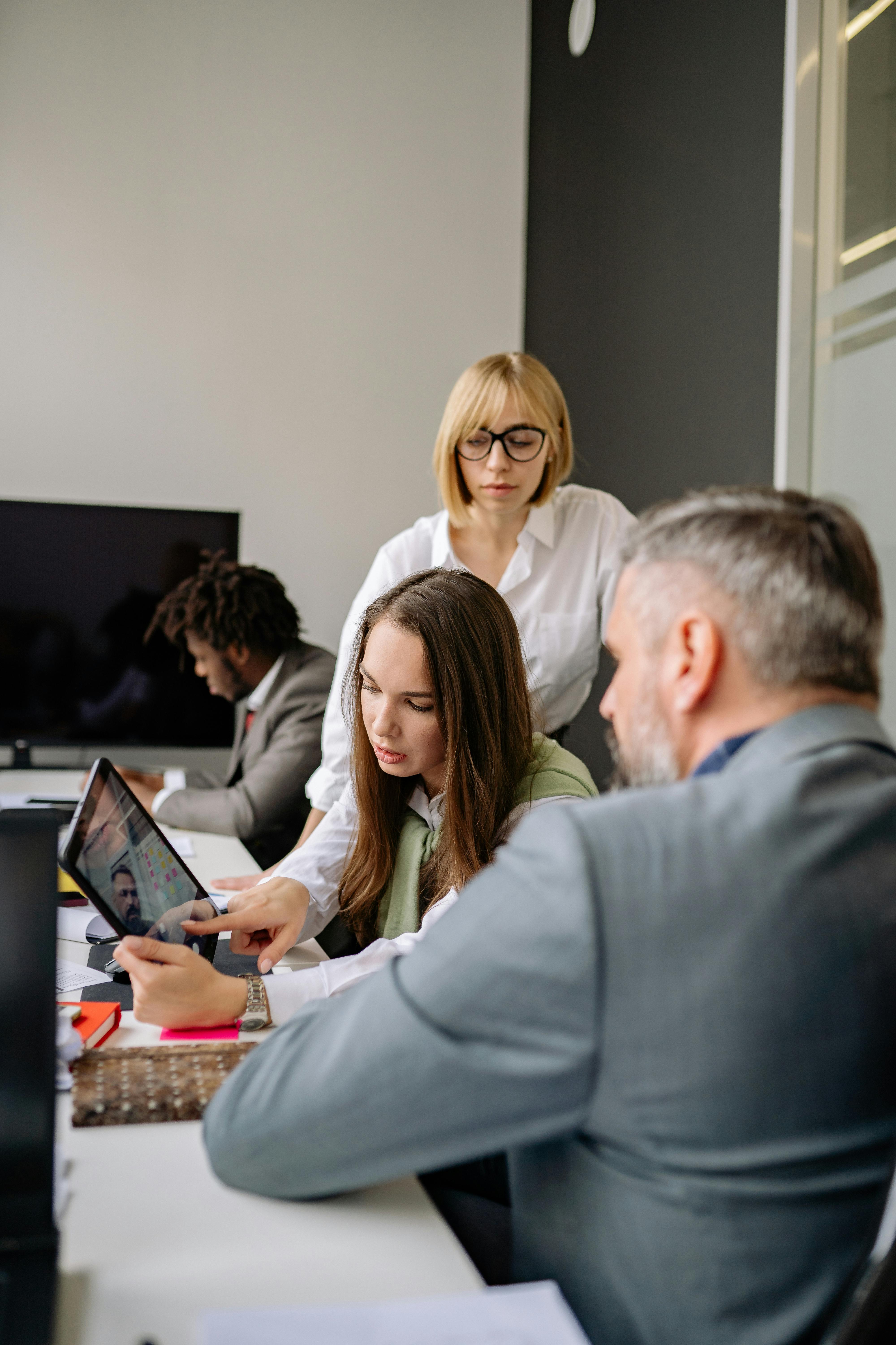 People Sitting at the Table · Free Stock Photo