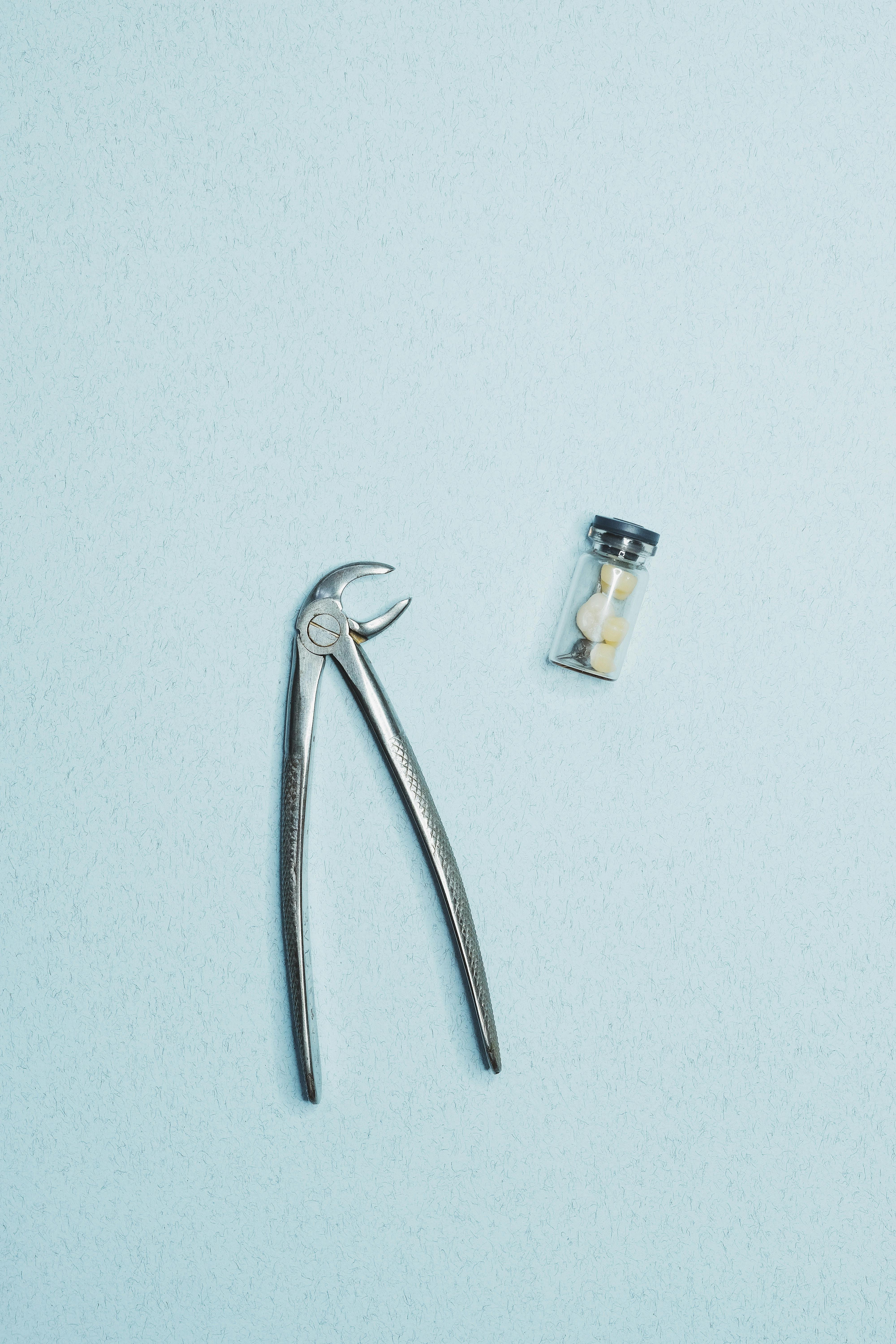 Teeth Removal Photos, Download The BEST Free Teeth Removal Stock Photos ...