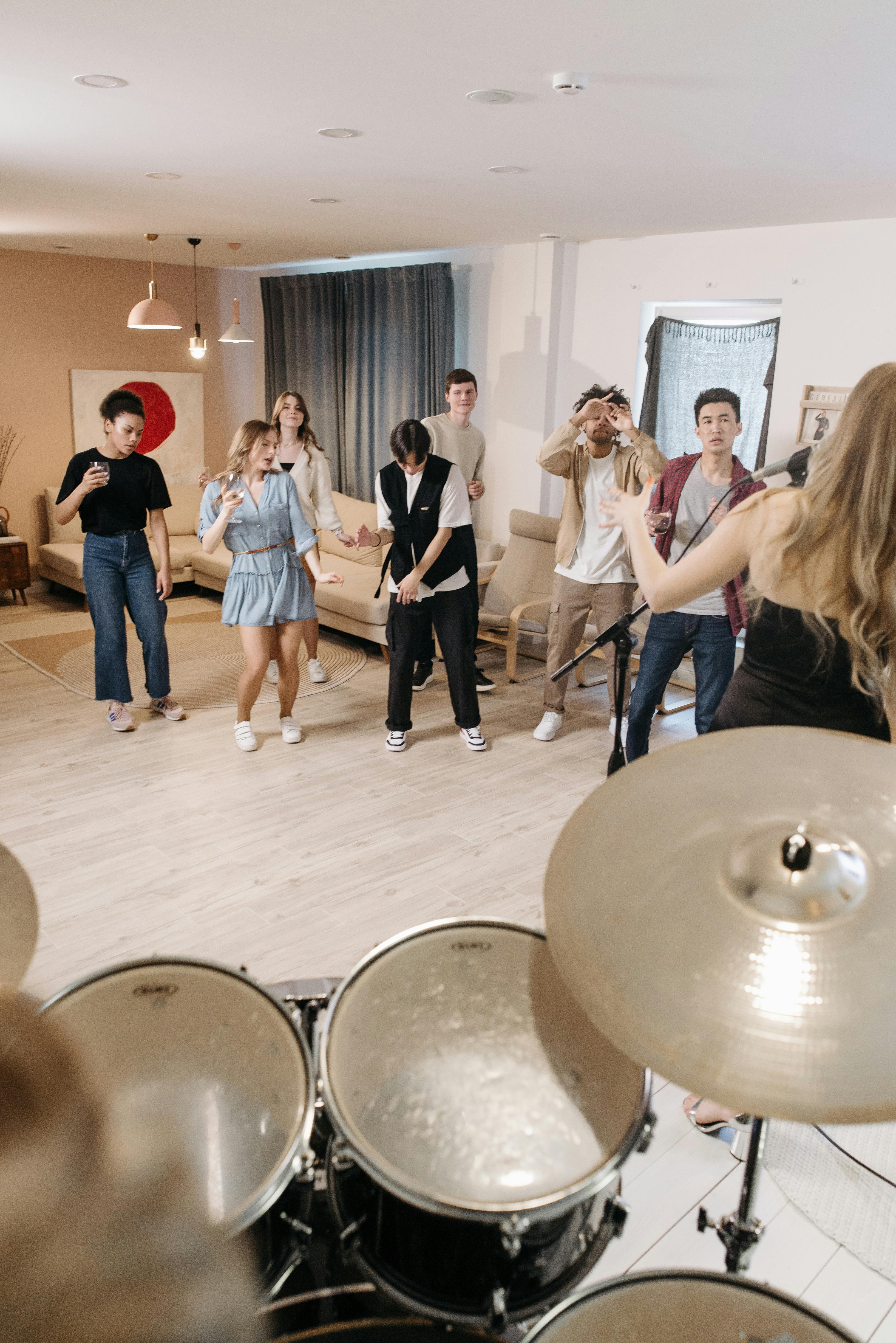 House Party Photos, Download The BEST Free House Party Stock Photos ...