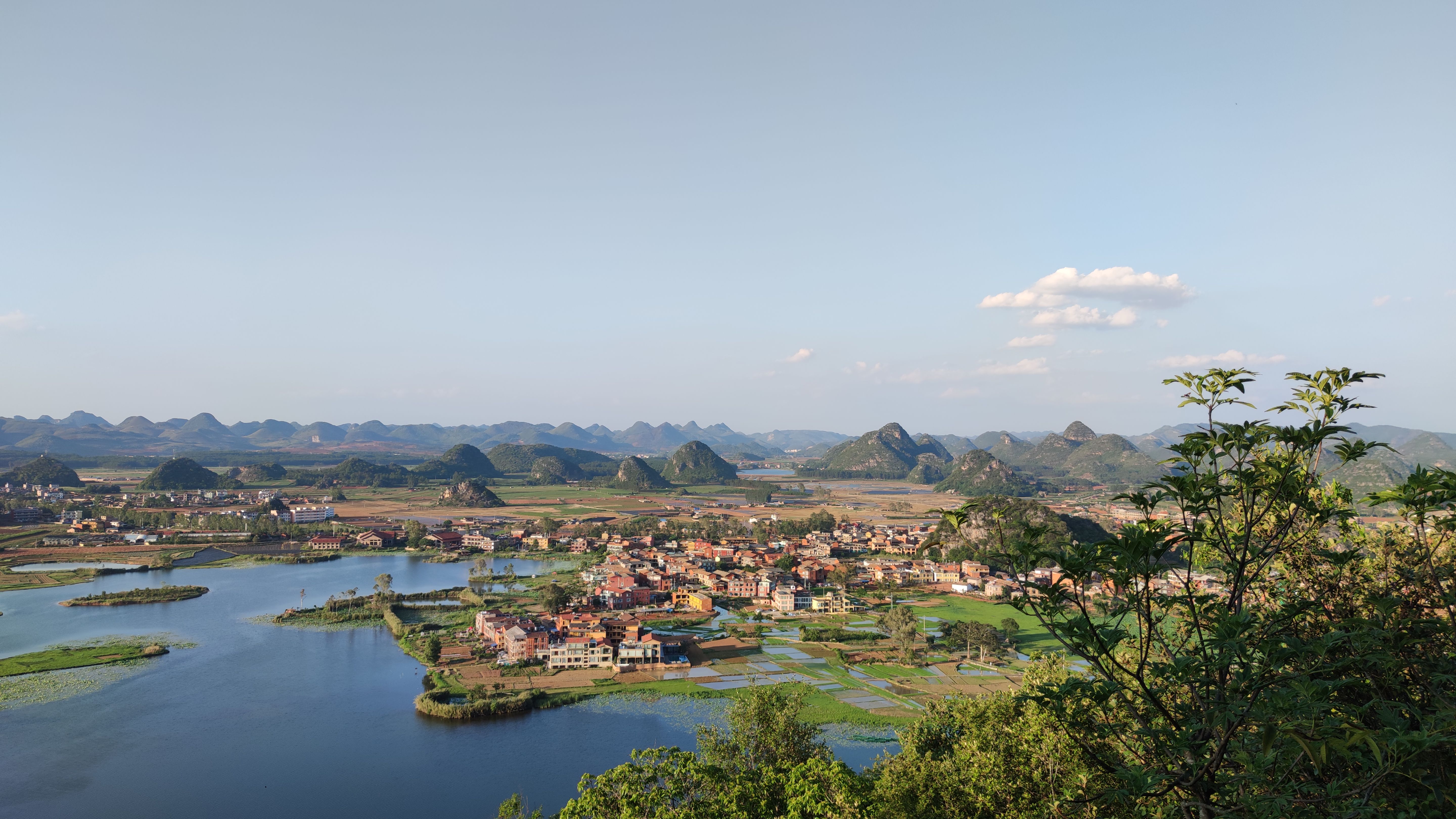Landscape With Lake, Town and Mountains · Free Stock Photo