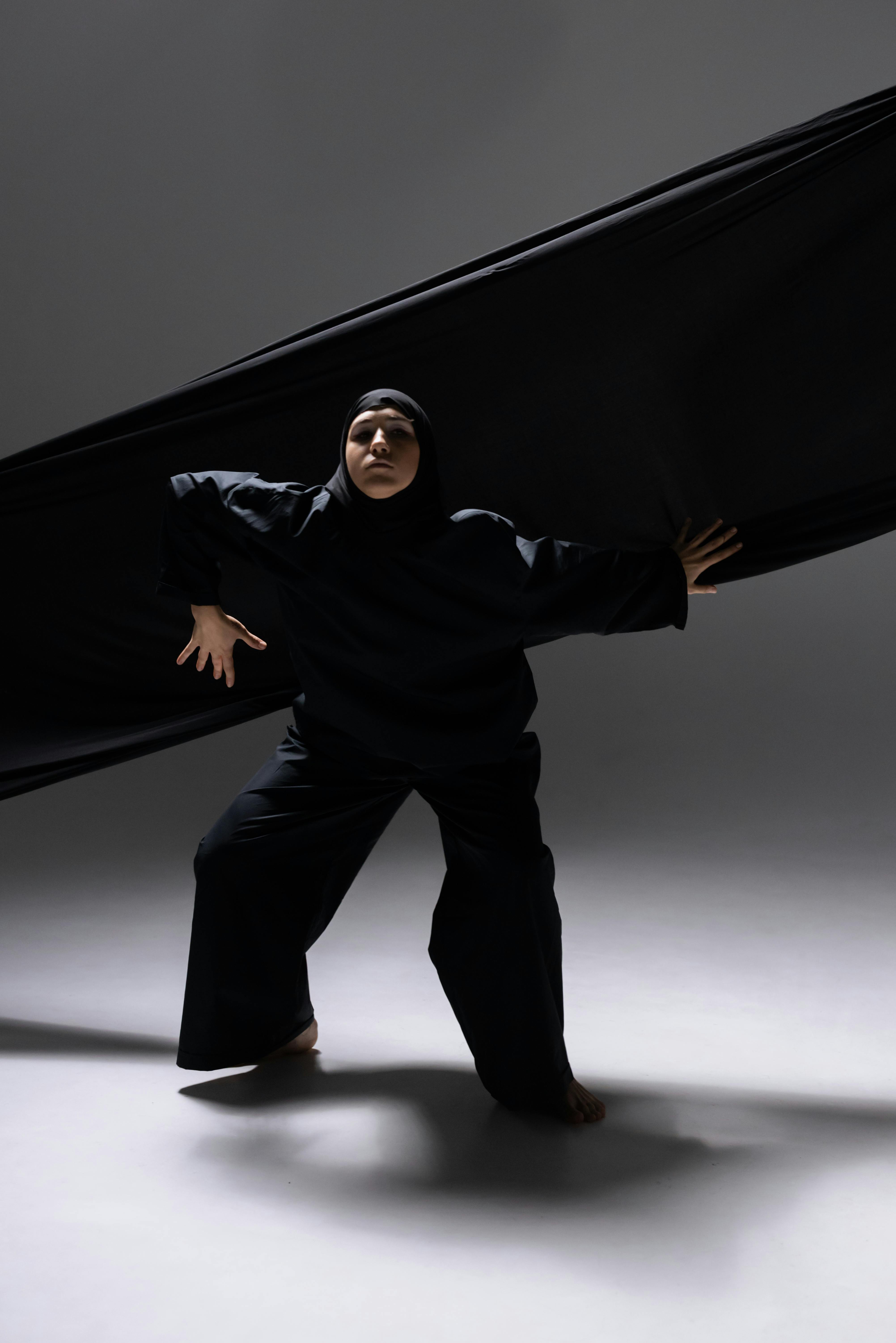 Muslim Women Dancing Photos, Download The BEST Free Muslim Women ...