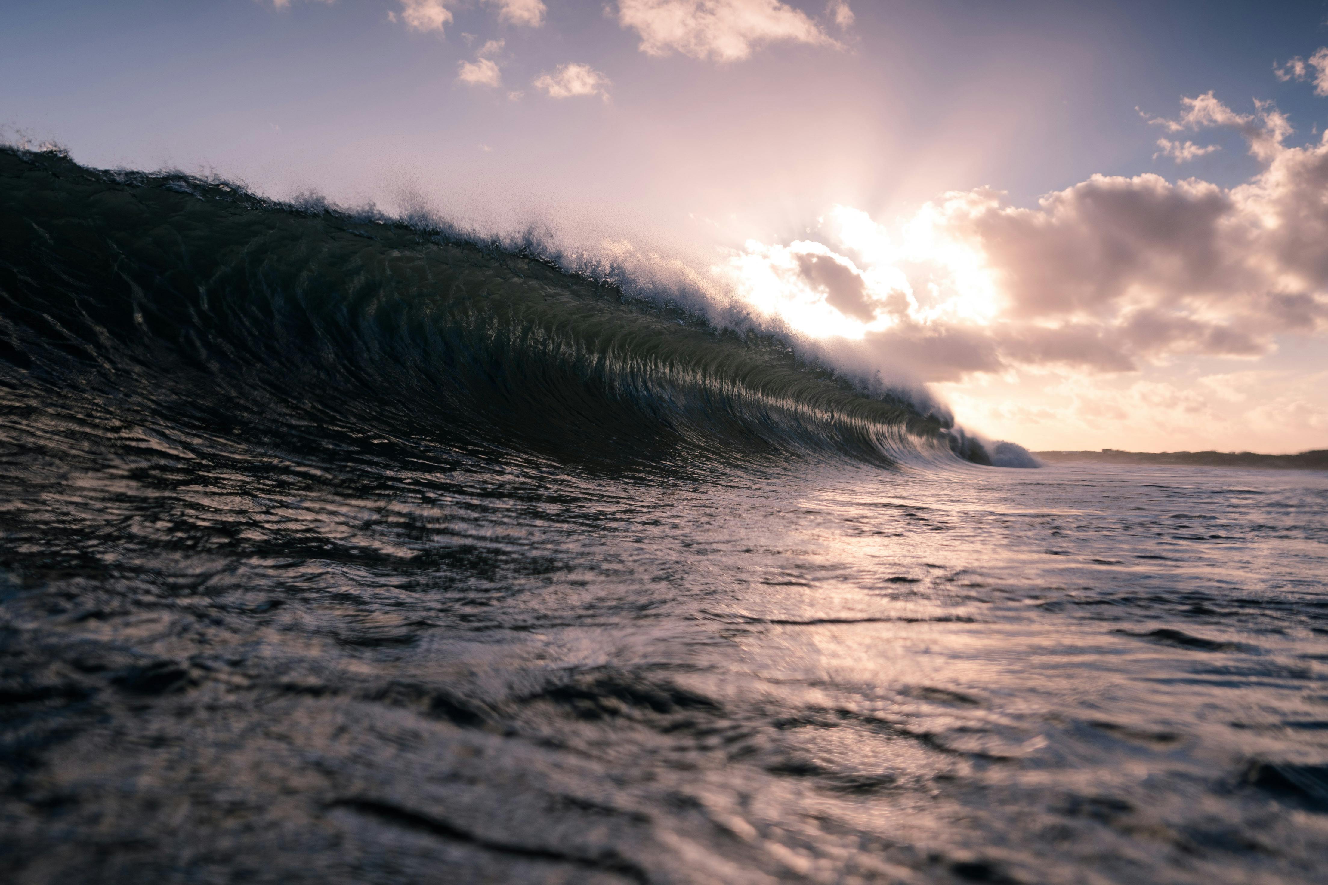 Sea Wave Wallpaper Photos, Download The BEST Free Sea Wave Wallpaper ...